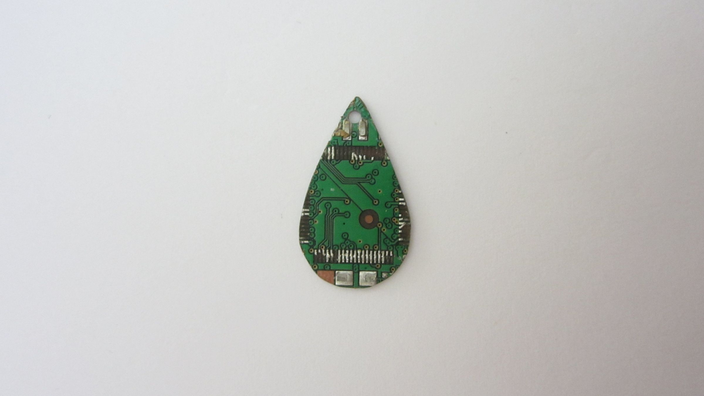 Make Jewelry From Computer Parts : 8 Steps (with Pictures) - Instructables