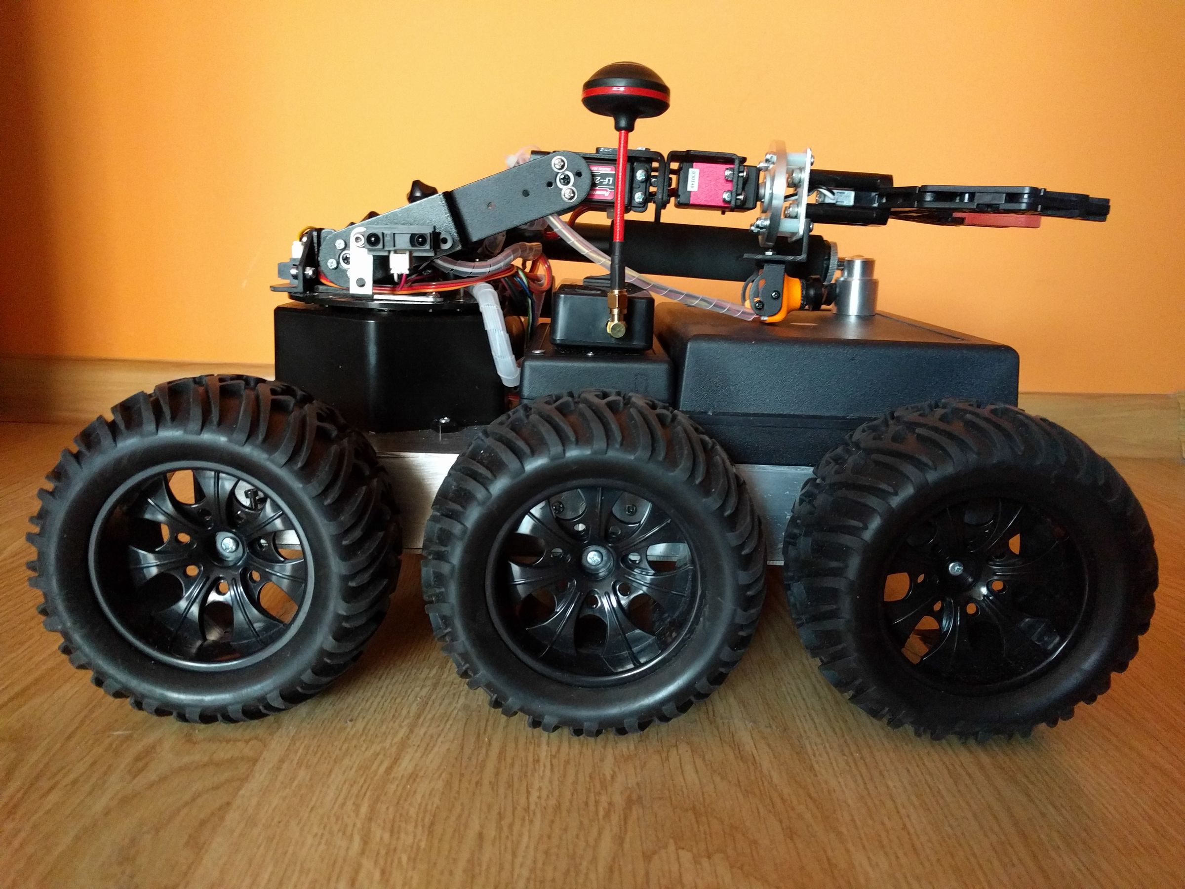 Remote Controlled 6WD All Terrain Robot : 10 Steps (with Pictures ...