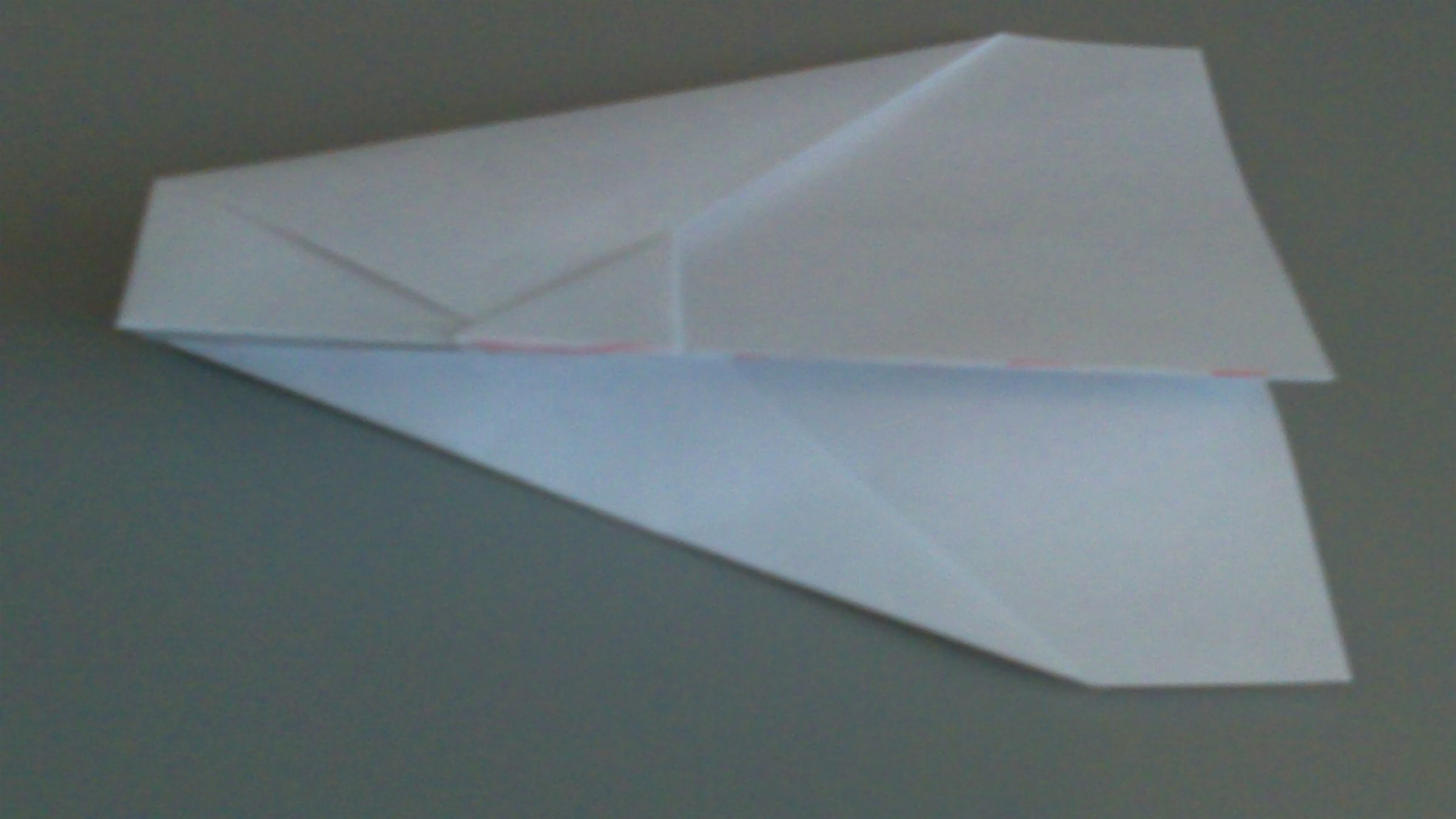 Long Distance Paper Airplane - Instructables