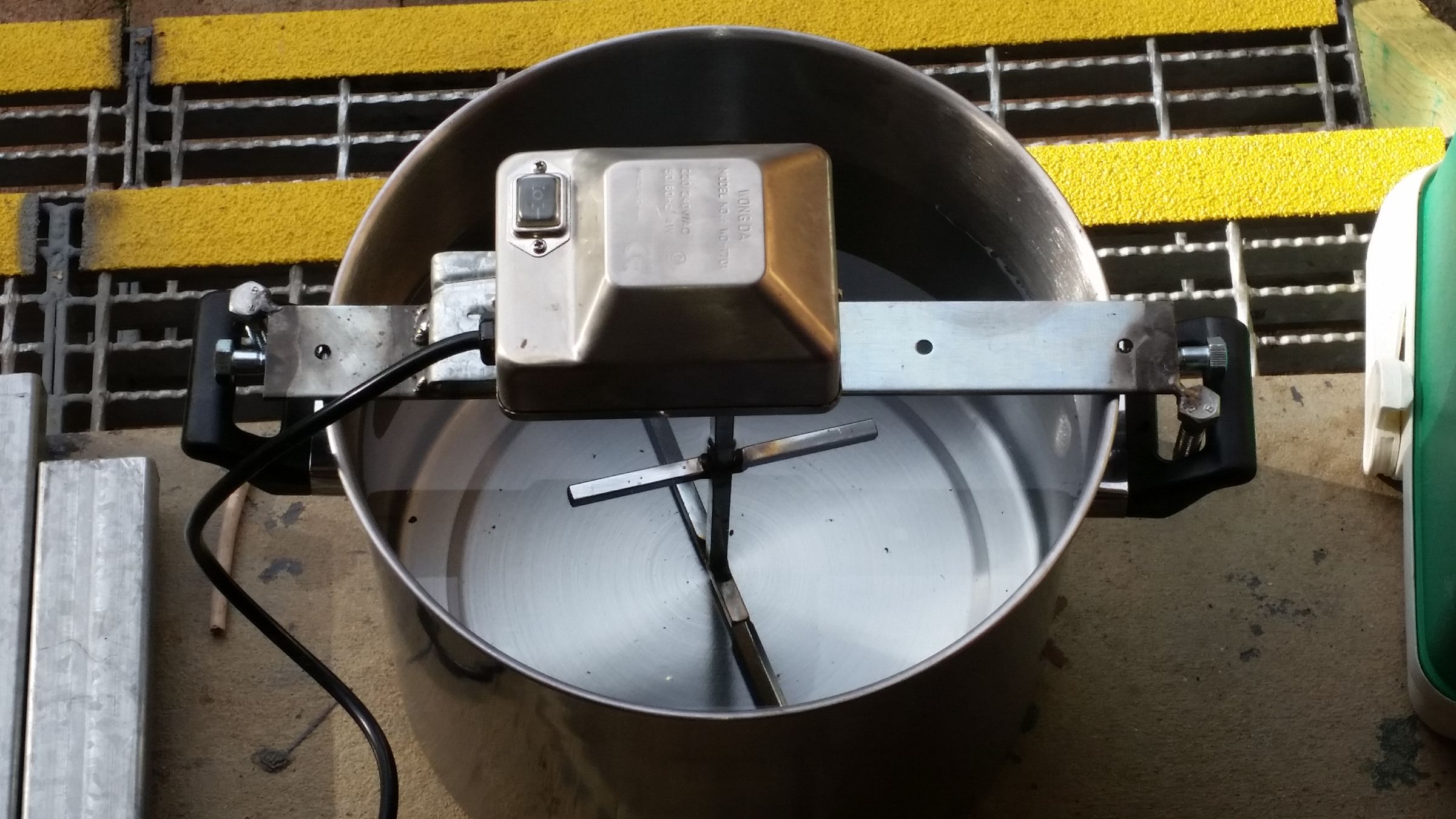 Auto Pot Stirrer From BBQ Spit for Stirring Corn Mash - Instructables