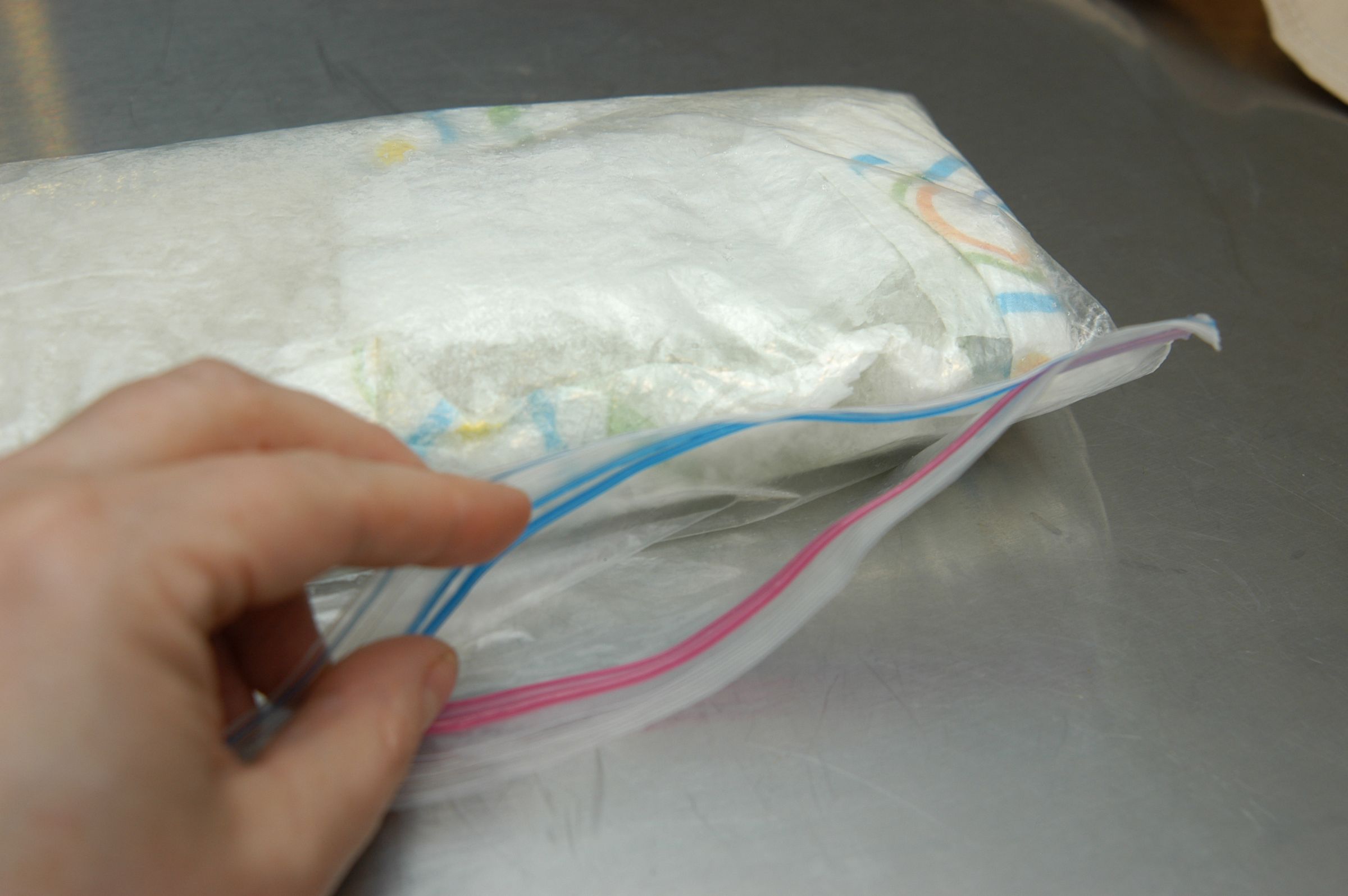 Make a Great Heat Pack for a Quarter. : 6 Steps - Instructables