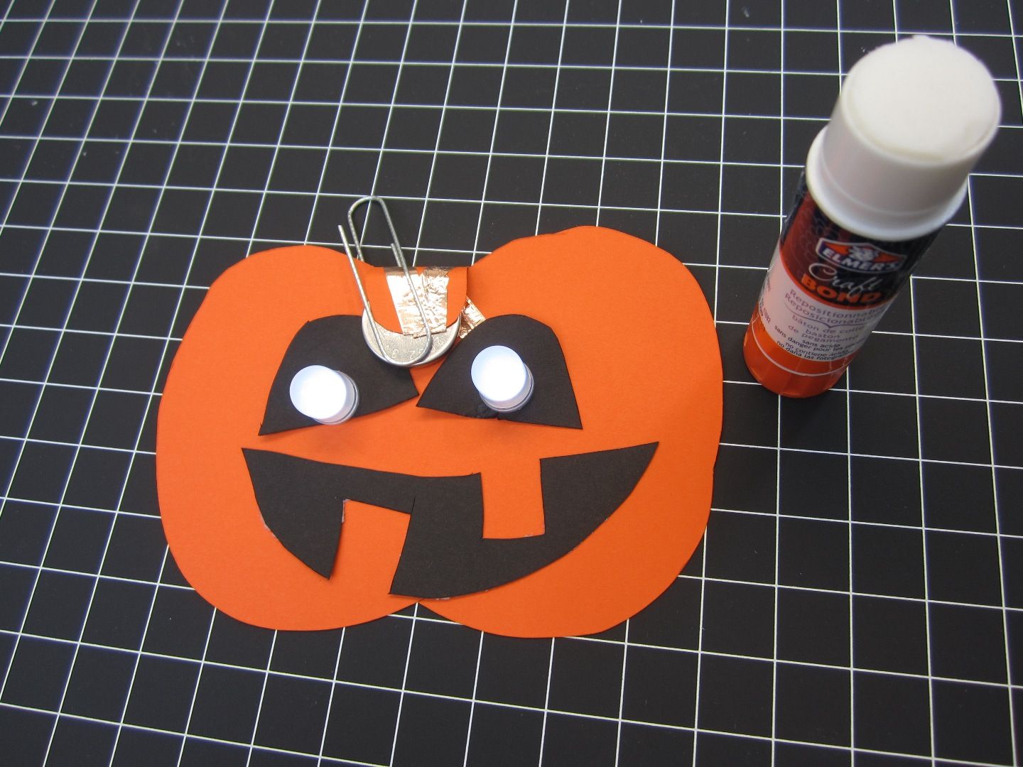 Halloween LED Paper Crafts : 12 Steps (with Pictures) - Instructables
