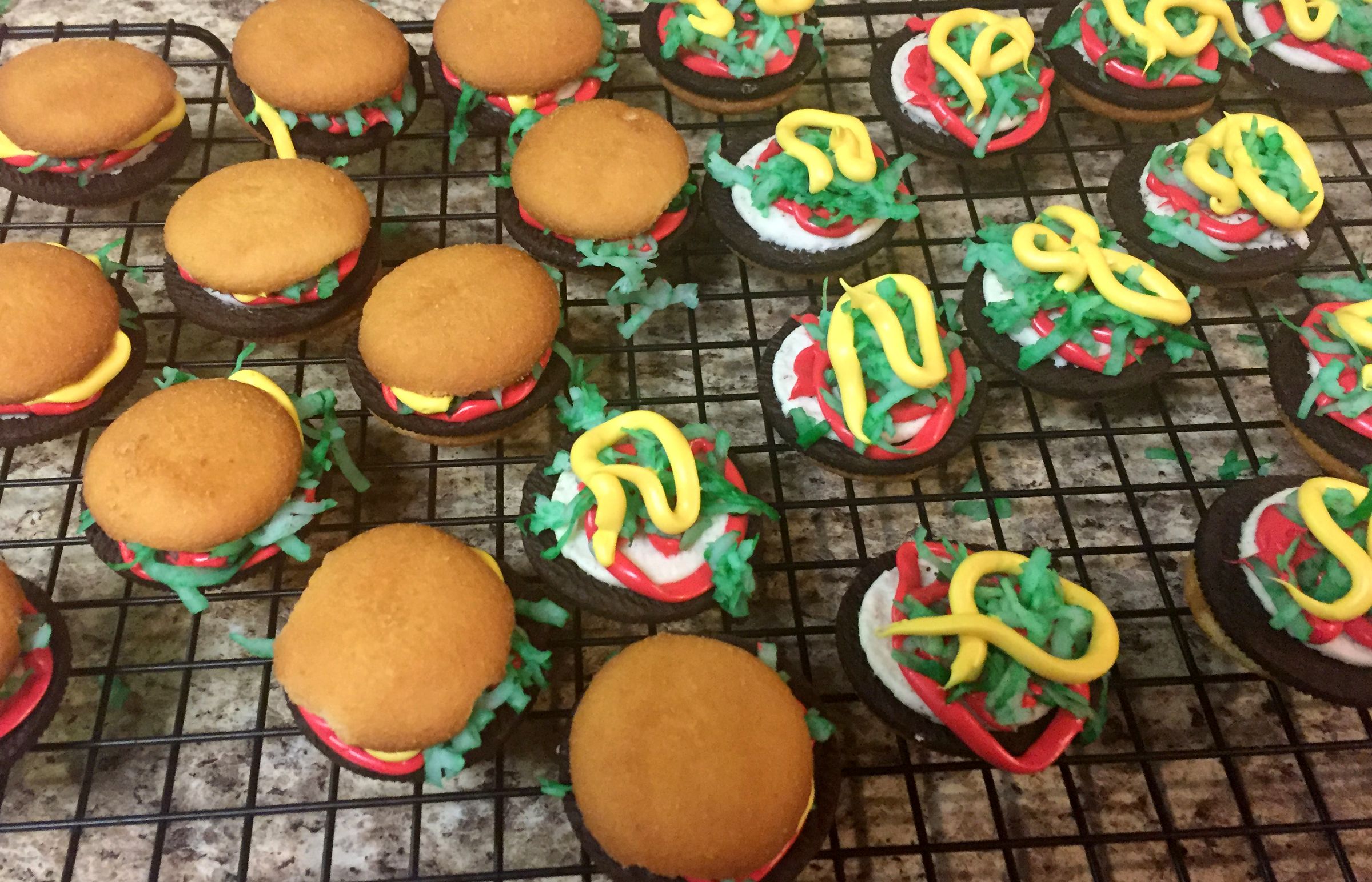Mini Hamburger Cookies : 18 Steps (with Pictures) - Instructables