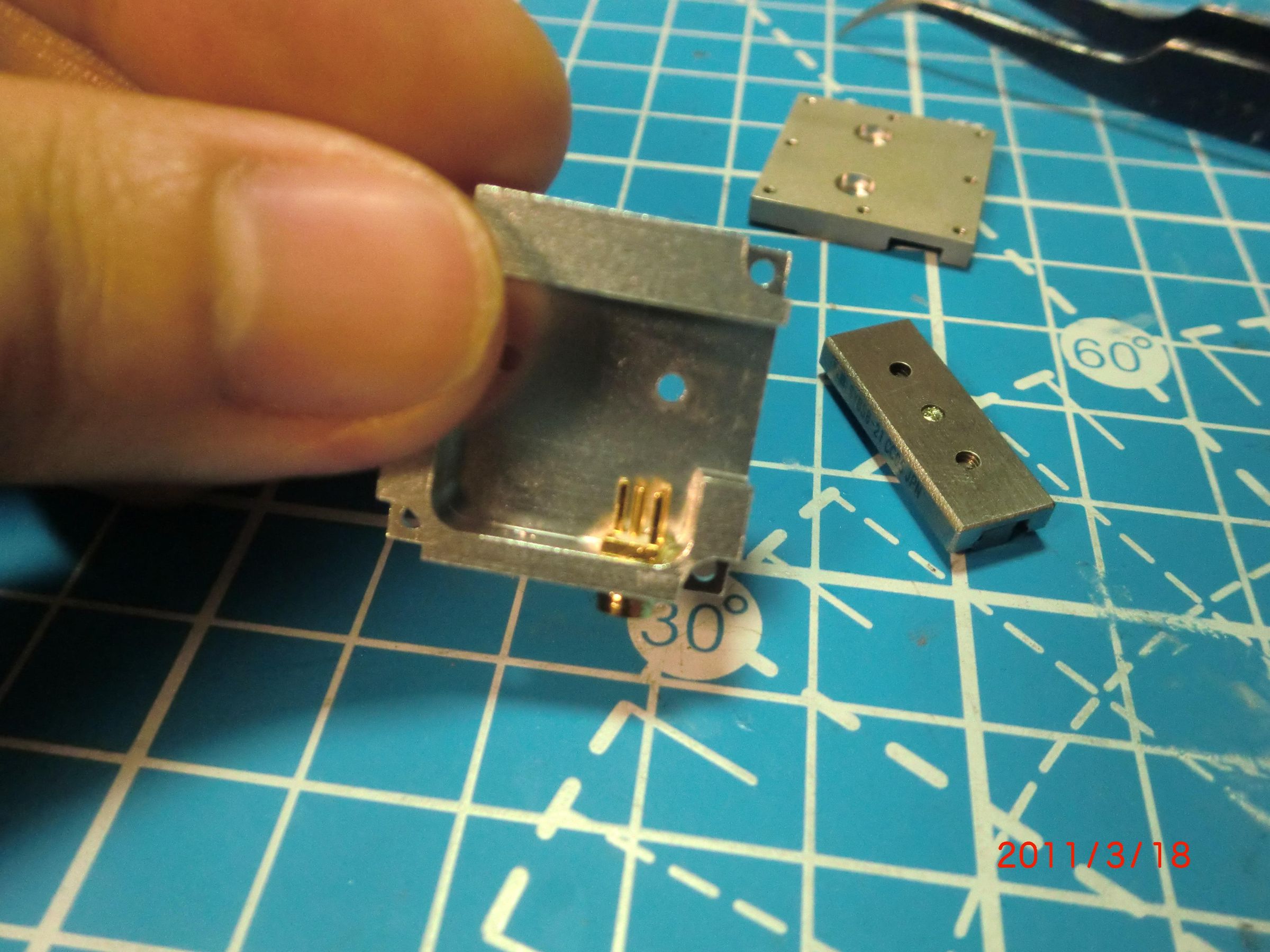 Hacking Linear Slides Into Centimeter Range, Nanometer Step Size and ...