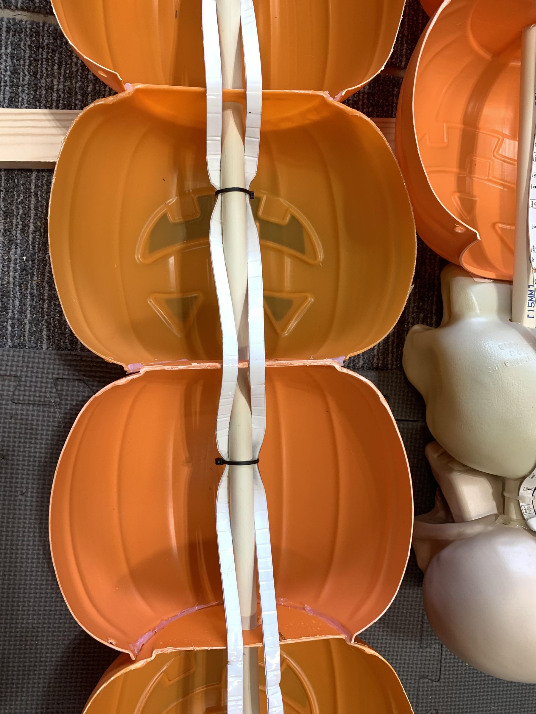 DIY Pumpkin Tower : 7 Steps - Instructables