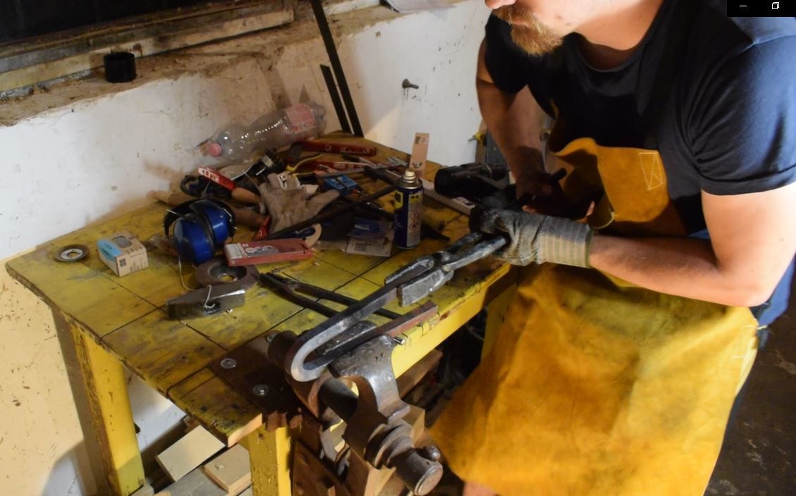 Motorcycle Skateboard Rack : 8 Steps (with Pictures) - Instructables