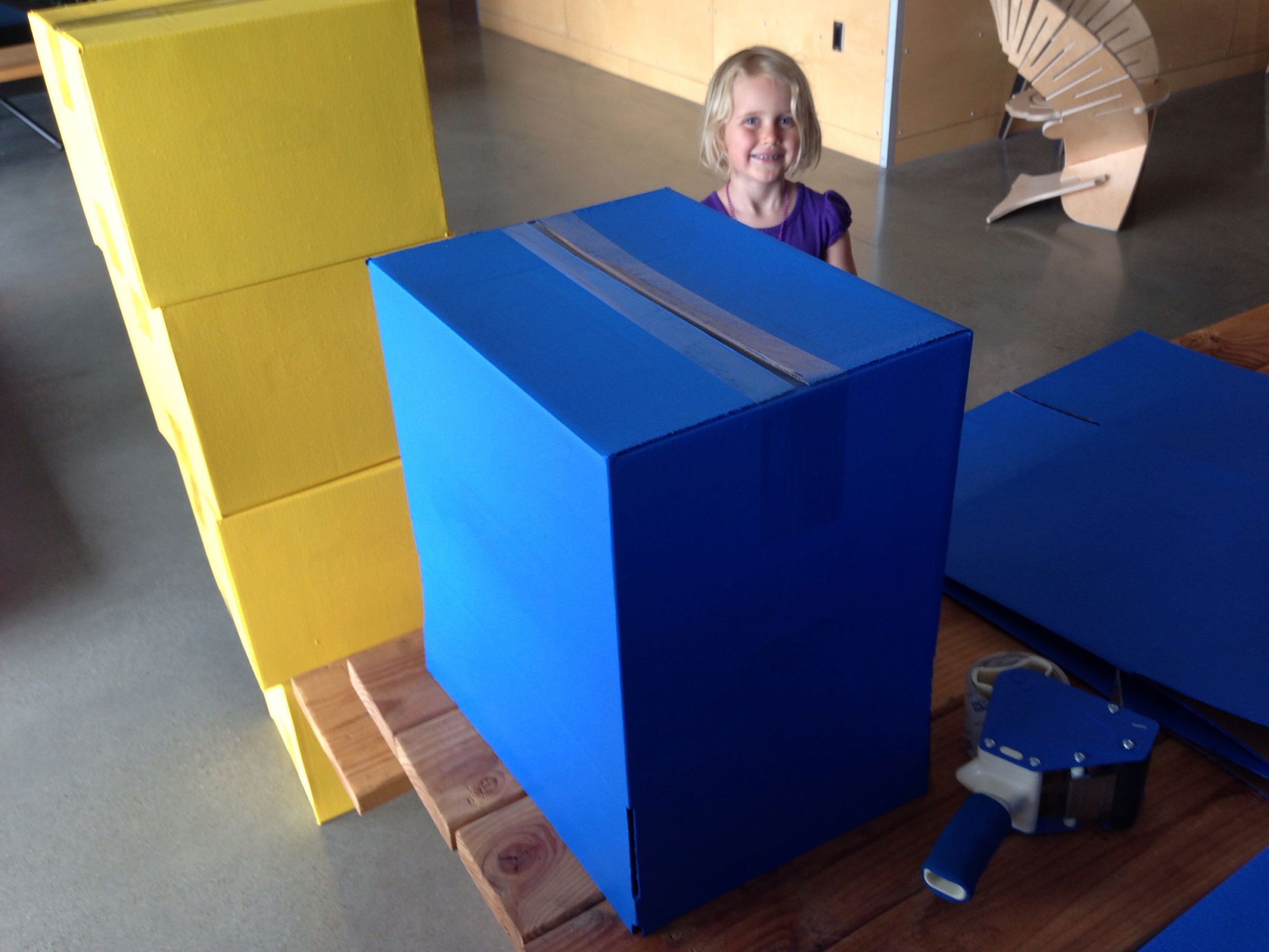 Giant Cardboard LEGO Blocks : 8 Steps (with Pictures) - Instructables