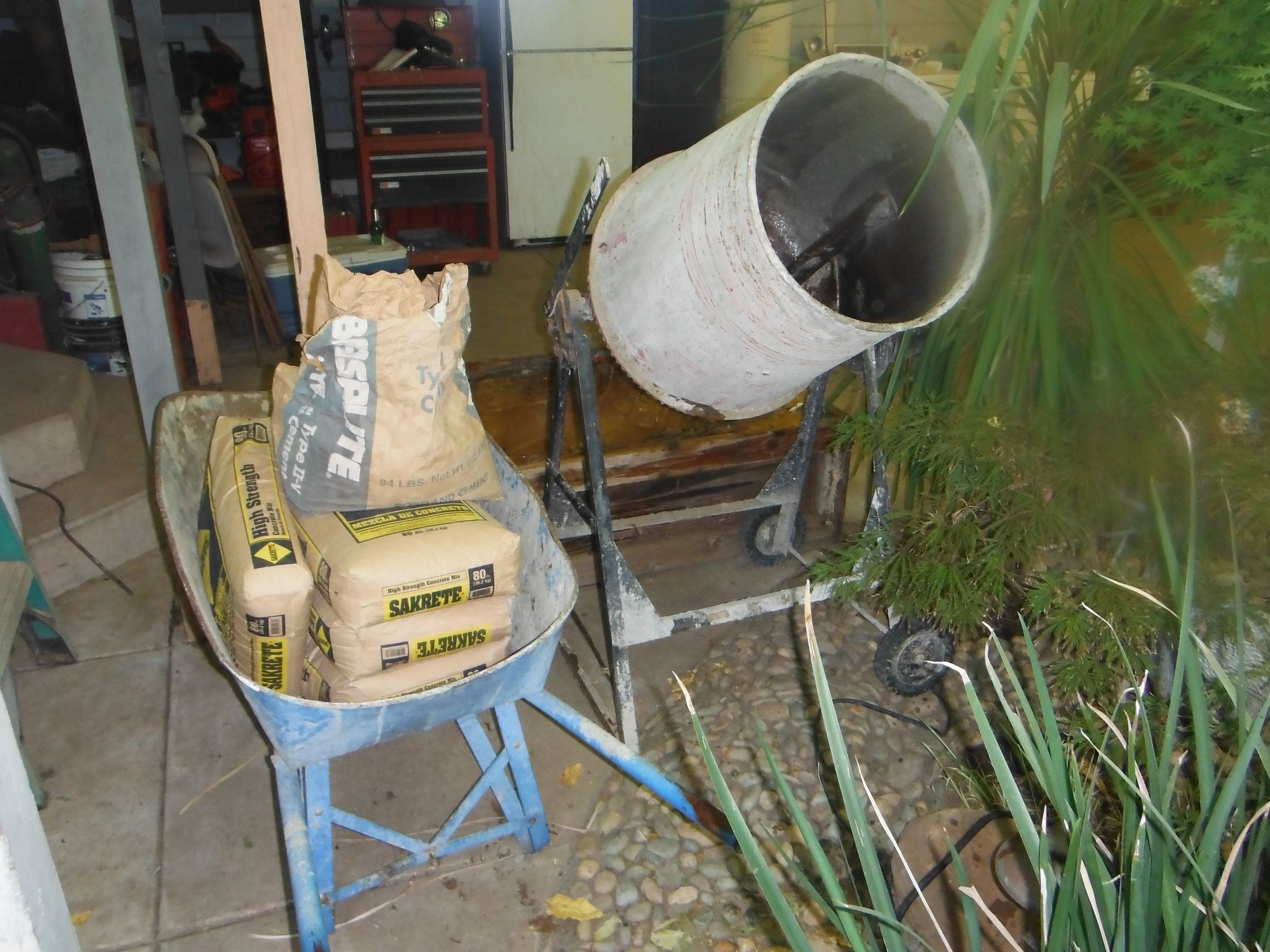 Giant Concrete Buddha Head Garden Sculpture : 16 Steps (with Pictures ...
