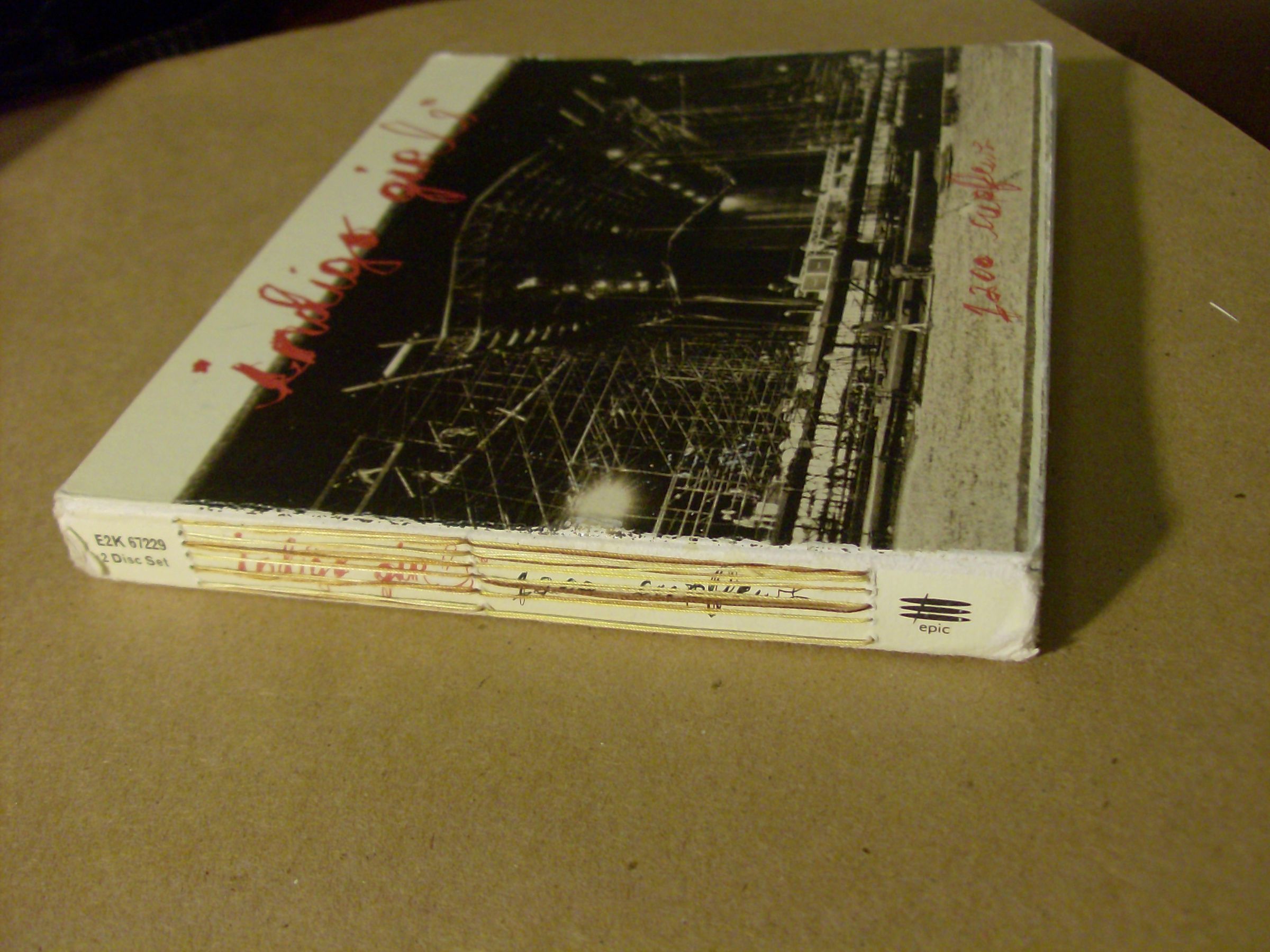 Upcycle Your Old CD Covers : 6 Steps - Instructables