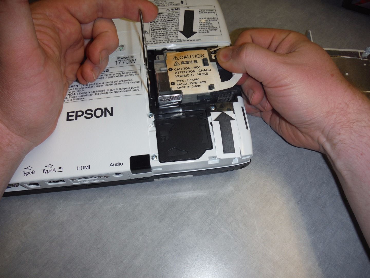 Epson 1770W LCD Projector Overheating? Repair It! : 8 Steps (with ...