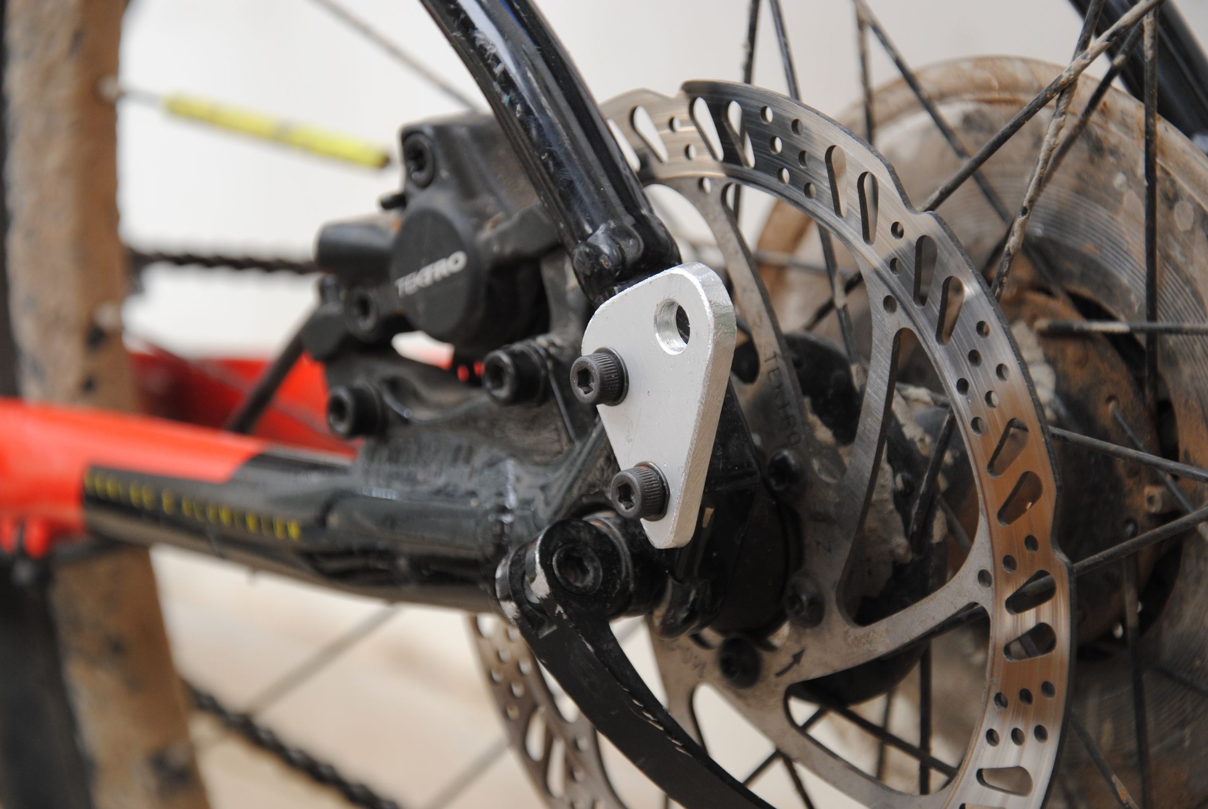 DIY Bike Rear Rack With a MAGNETIC U-lock Mount! (no Welding) : 16 ...