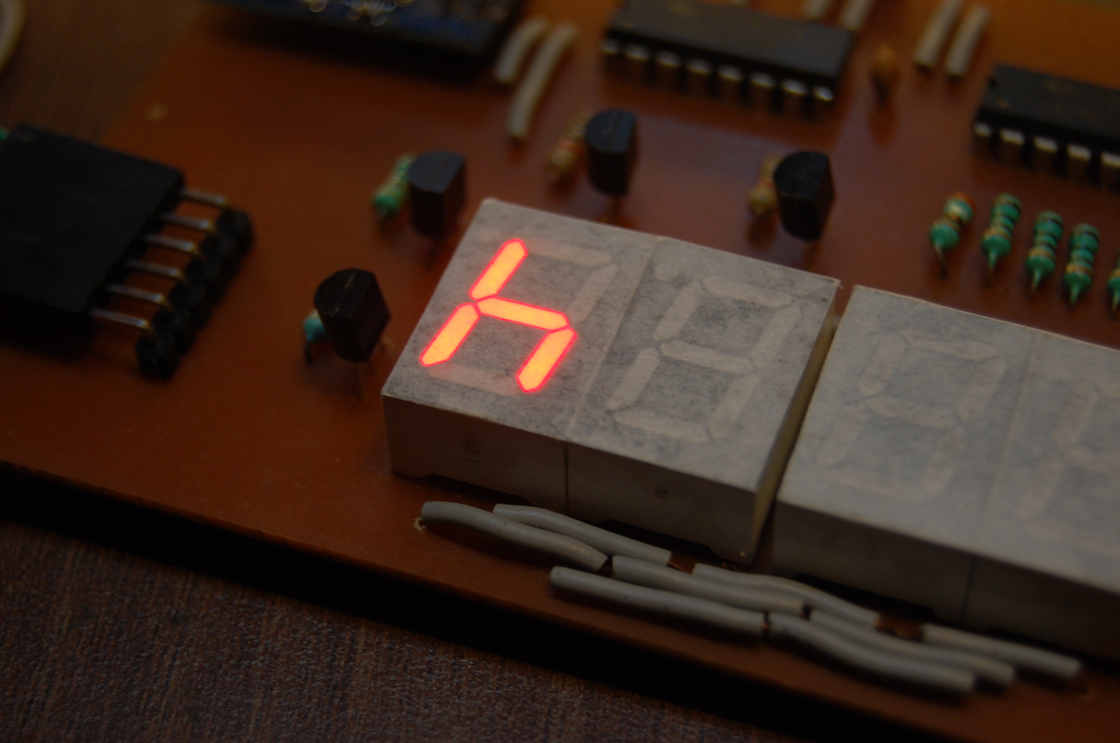 ESP8266 Desktop Clock (WiFi Synchronised!) : 11 Steps (with Pictures ...
