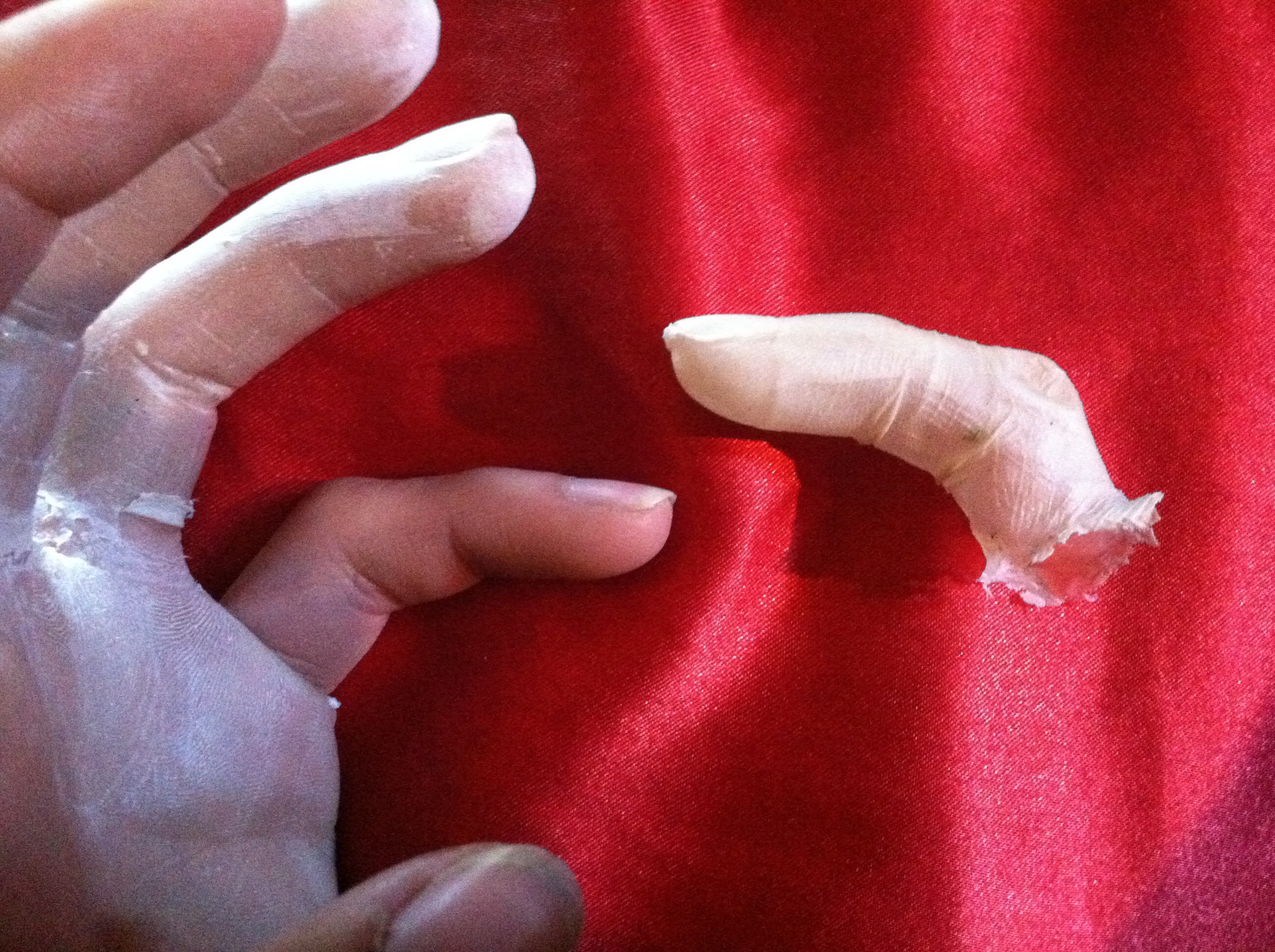 Simple Severed Fingers : 7 Steps (with Pictures) - Instructables
