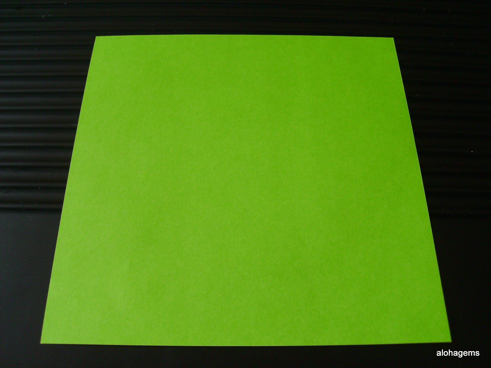 How to Make Origami of Equilateral Triangles With Pockets on Each Sides ...