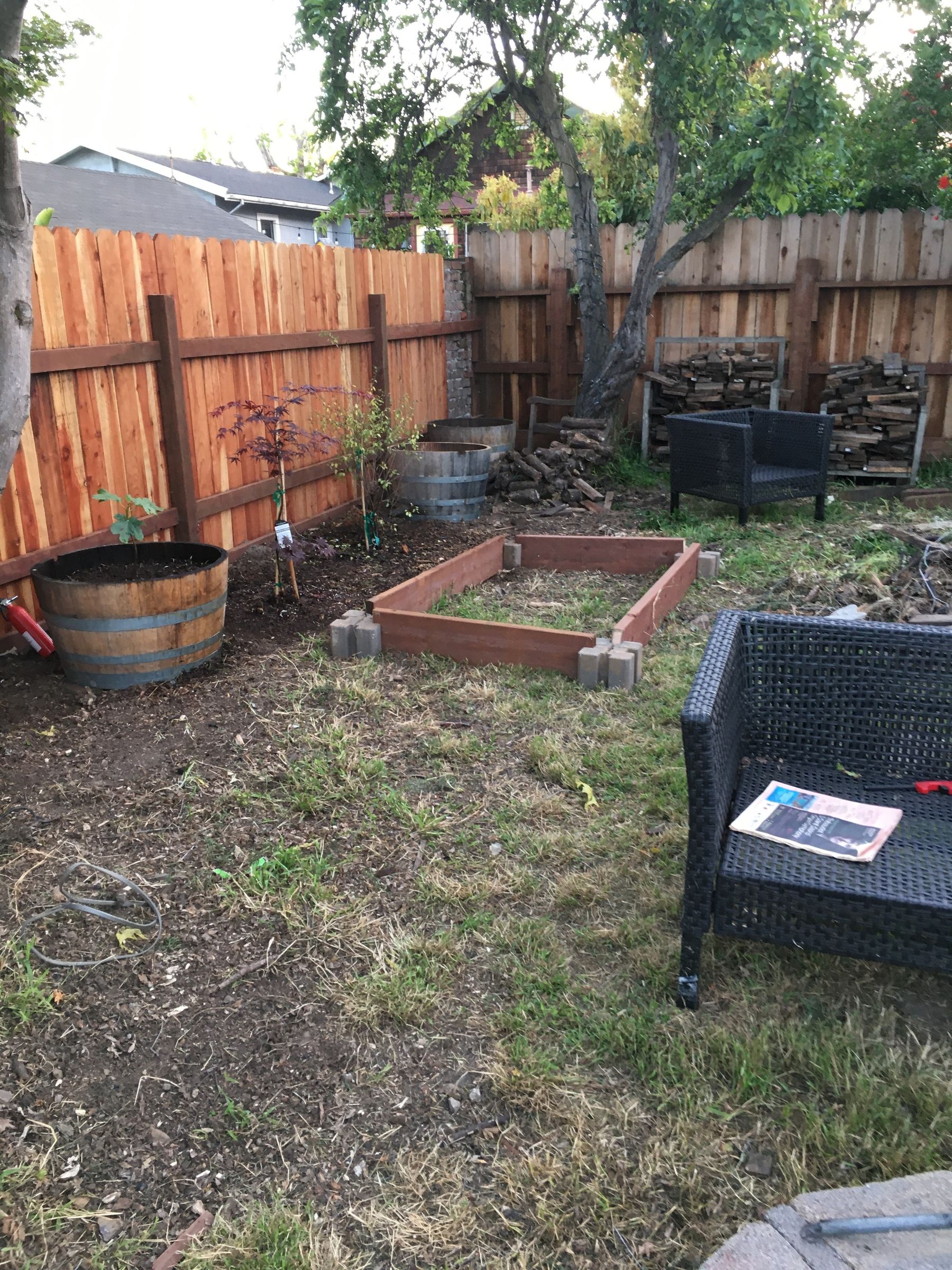 Super Easy Raised Garden Bed : 5 Steps (with Pictures) - Instructables