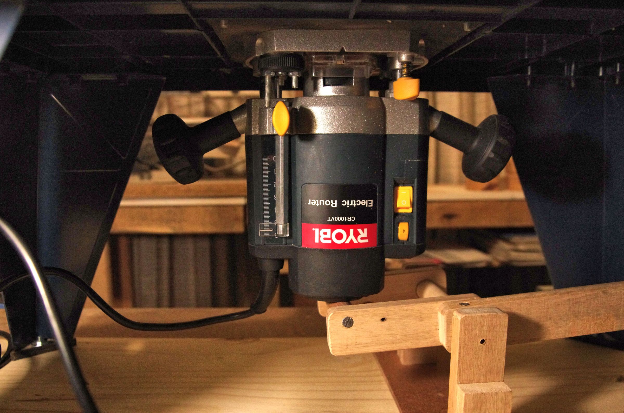 Simple Router Lift (with Pictures) - Instructables