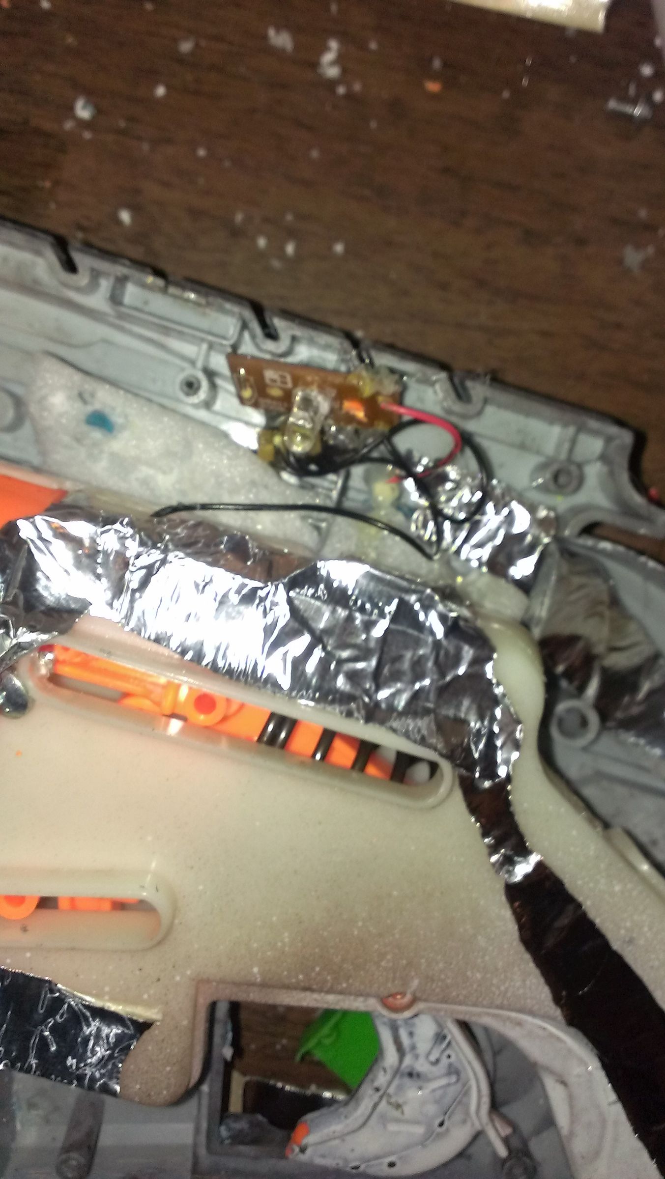 Light Up Nerf Gun! : 7 Steps - Instructables