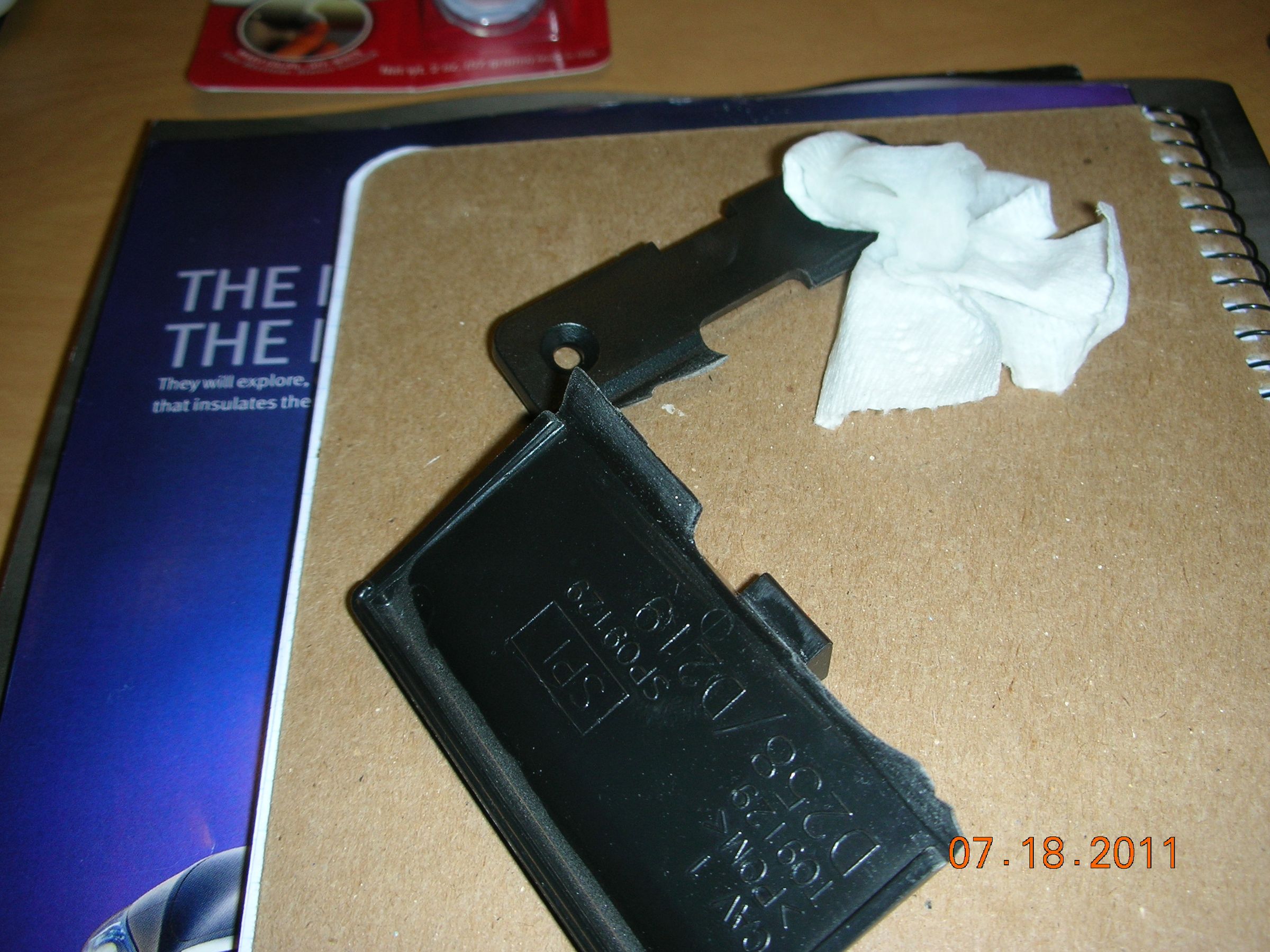 Repair Ford Center Console Latch : 8 Steps - Instructables