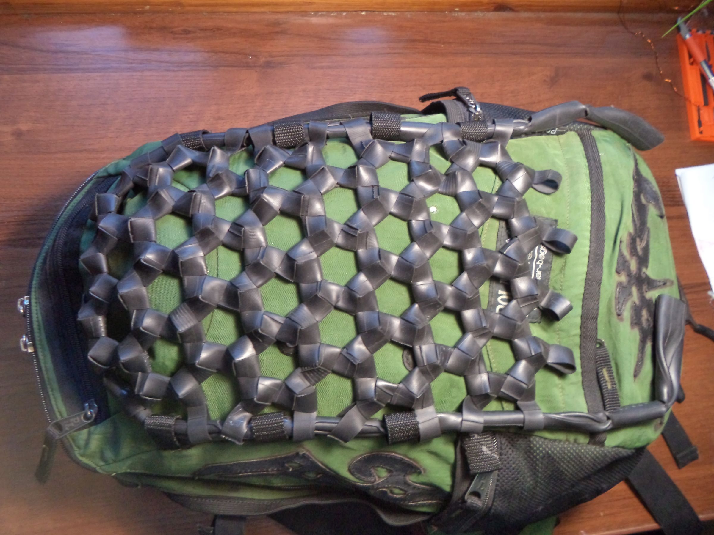 Backpack Cargo Net From Inner Tubes : 26 Steps (with Pictures ...