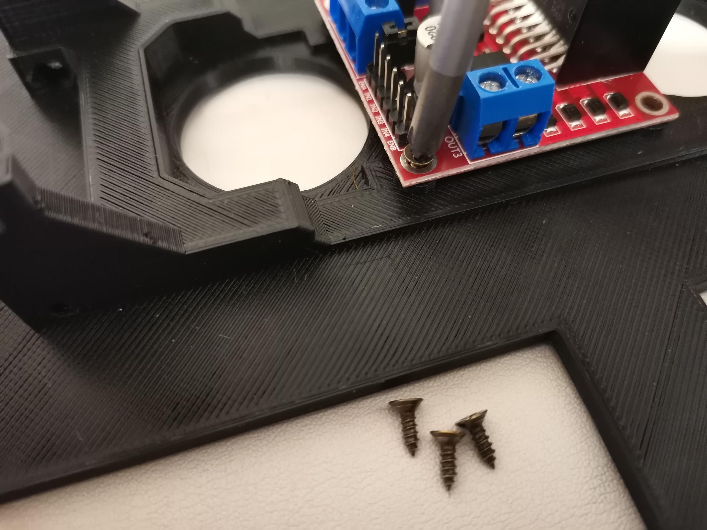 Arduino ESP32 All in One Robot (Obstacle Avoiding, Line Tracking ...