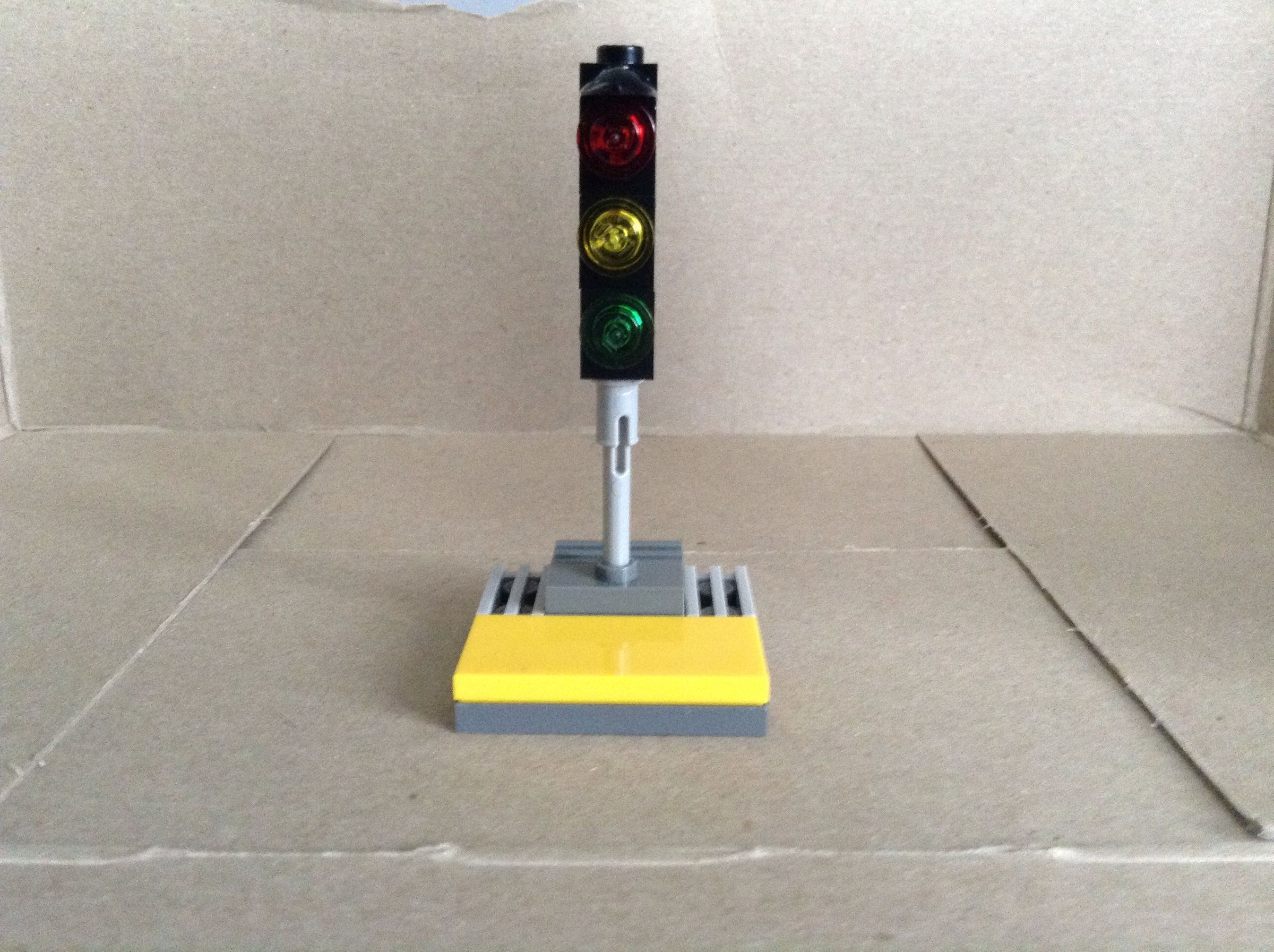 How to Make a Lego Traffic Light in 3 Easy Steps : 3 Steps - Instructables