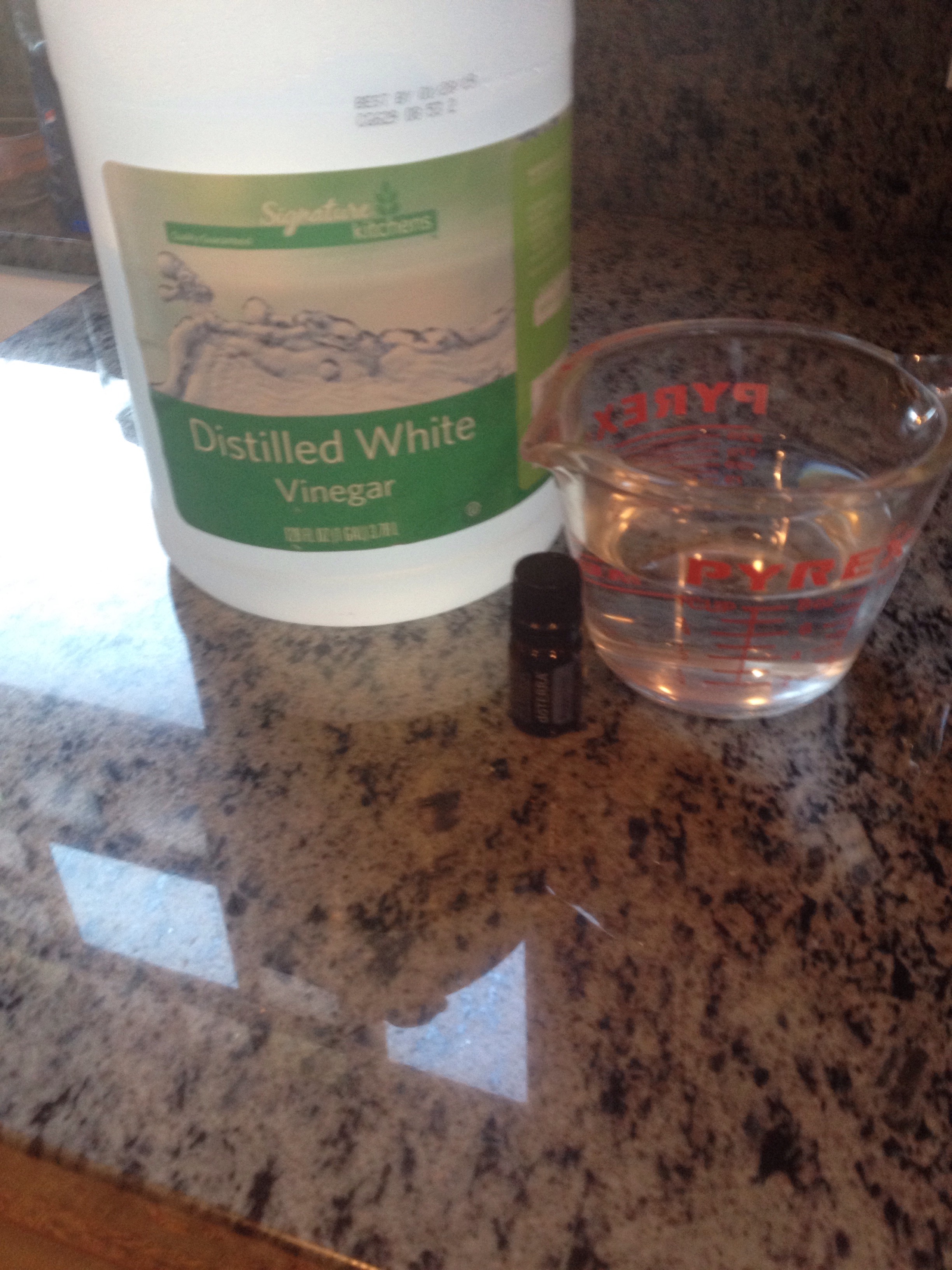 Make Your Own Windex! : 4 Steps - Instructables