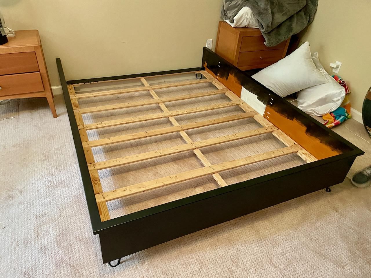 DIY Mid-Century Modern Bed Frame From Old Boxspring : 5 Steps ...