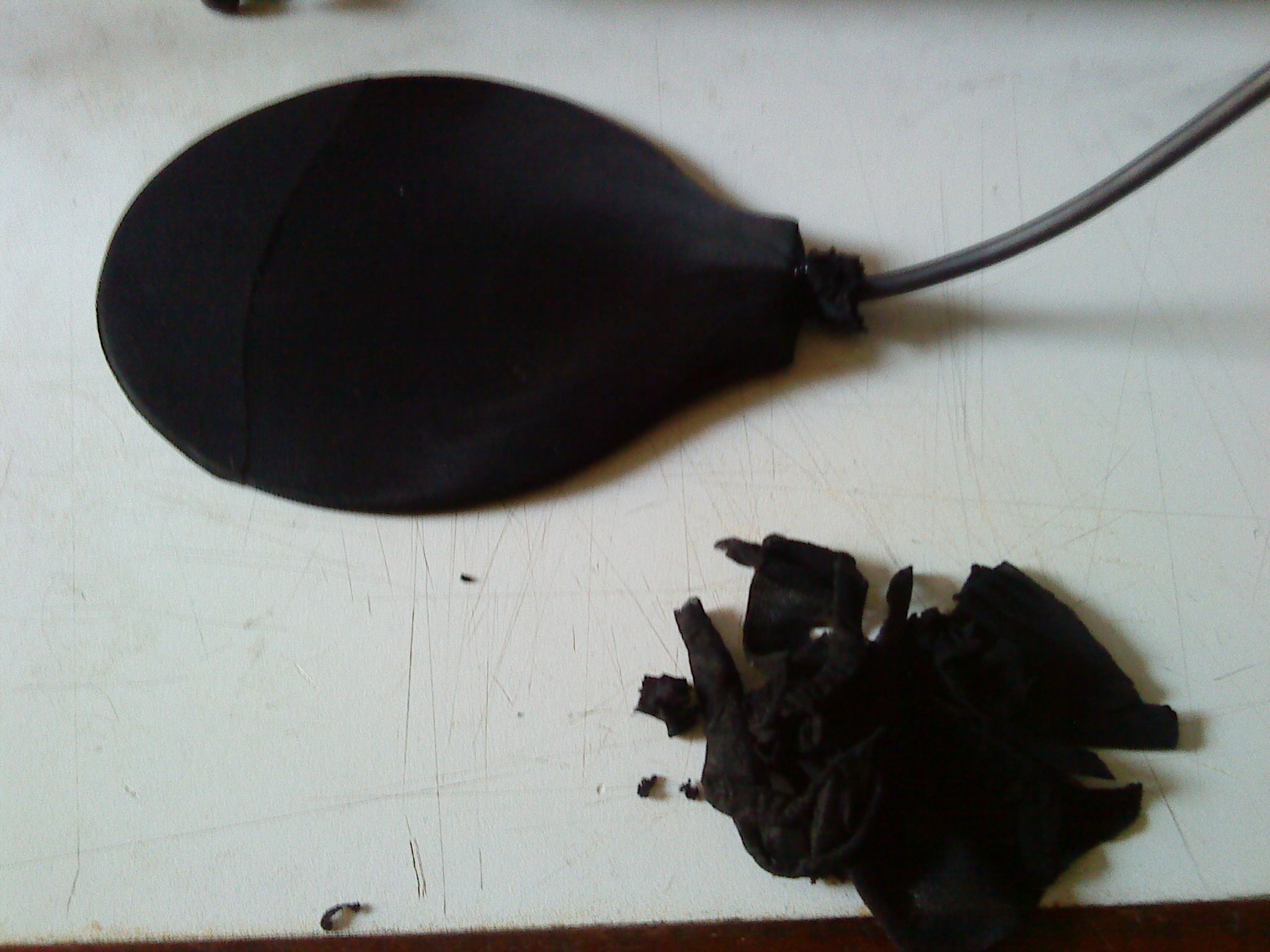 DIY Cheap Microphone Pop Filter : 6 Steps (with Pictures) - Instructables