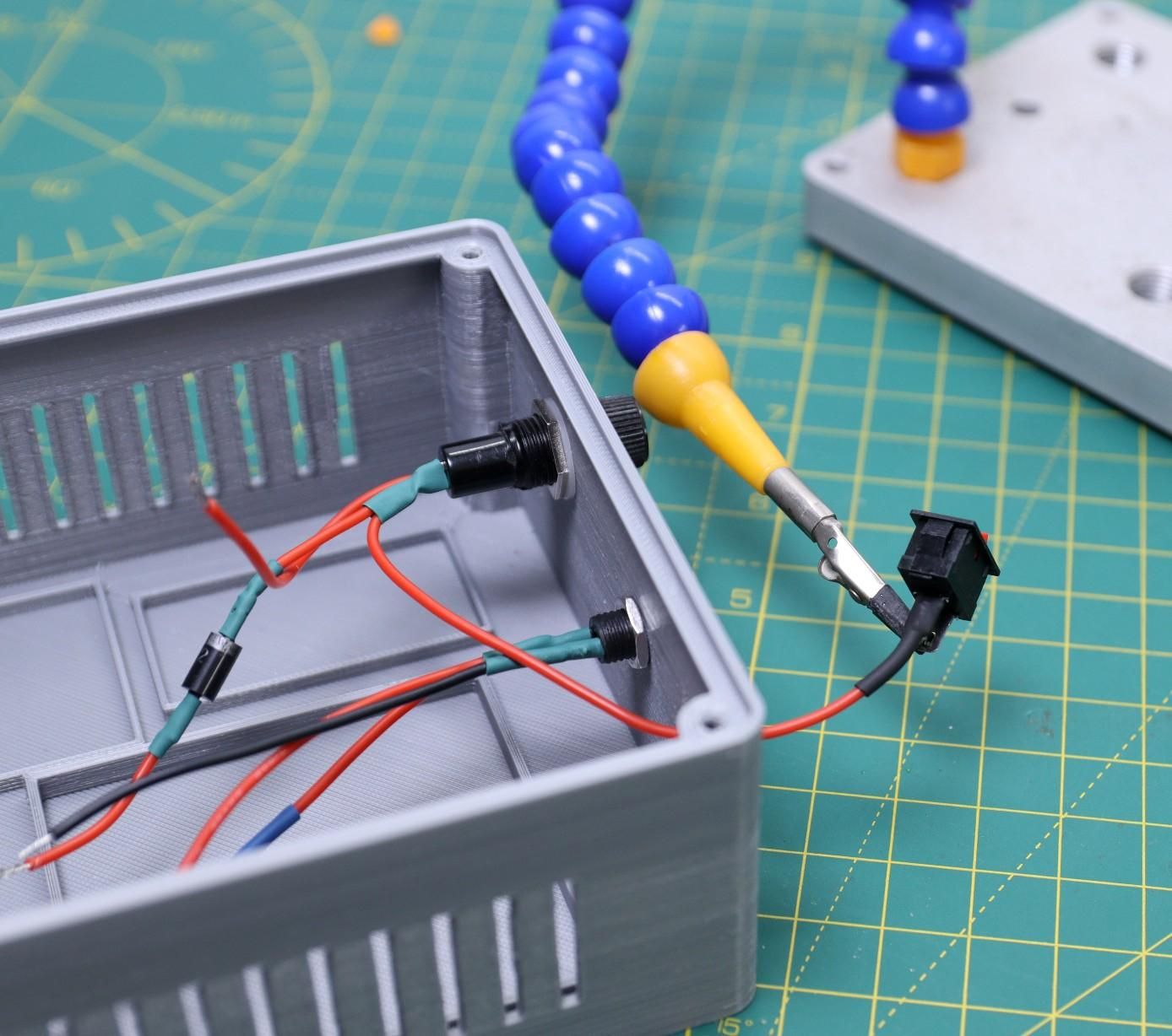 DIY Mini UPS for WiFi Router V5.0 : 18 Steps (with Pictures ...