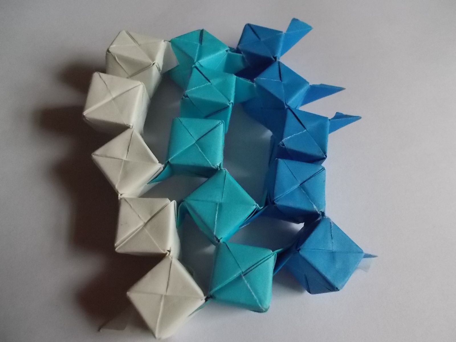 Interactive Origami Sculpture : 45 Steps (with Pictures) - Instructables