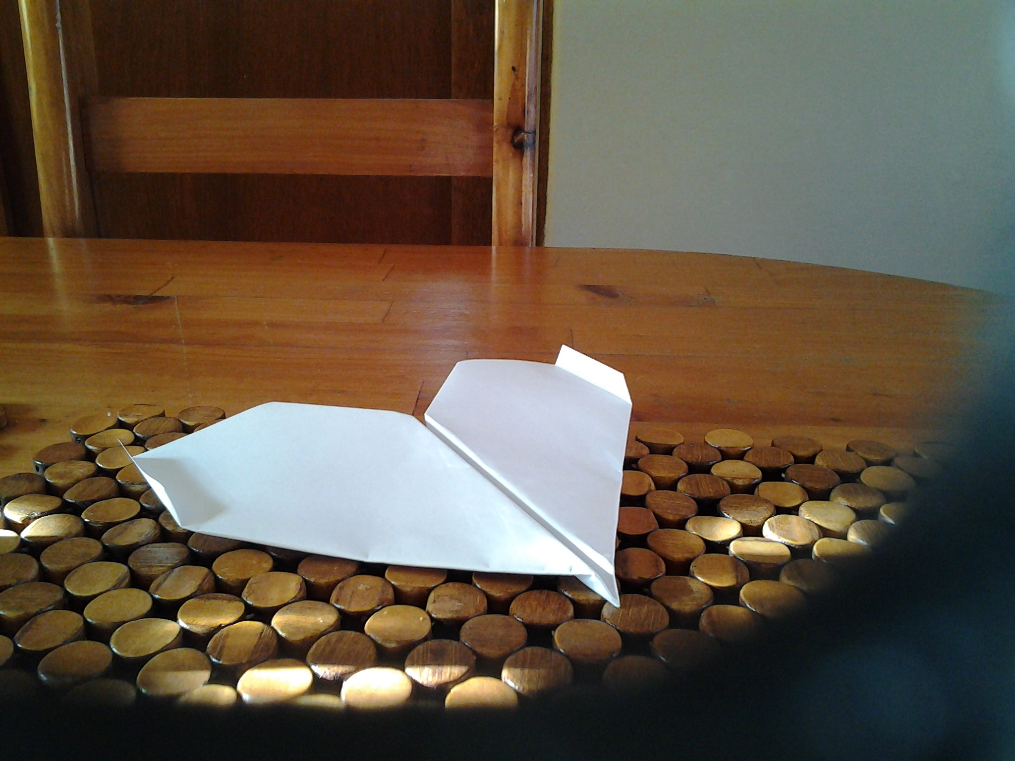 Glidsor Paper Plane : 4 Steps - Instructables