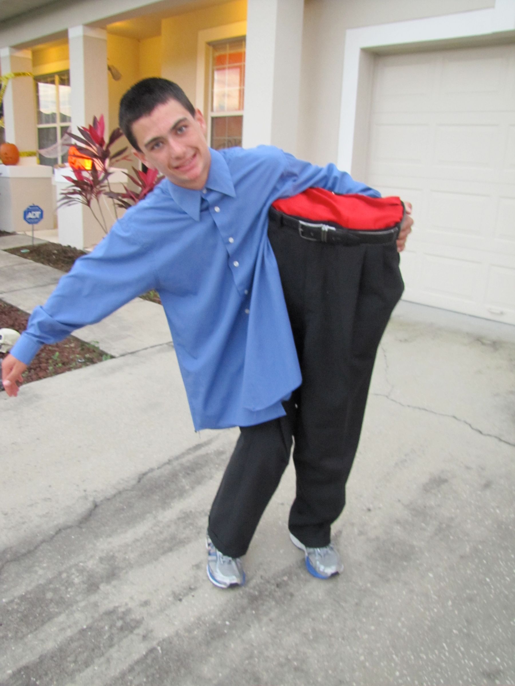 Man Cut in Half Costume : 8 Steps (with Pictures) - Instructables