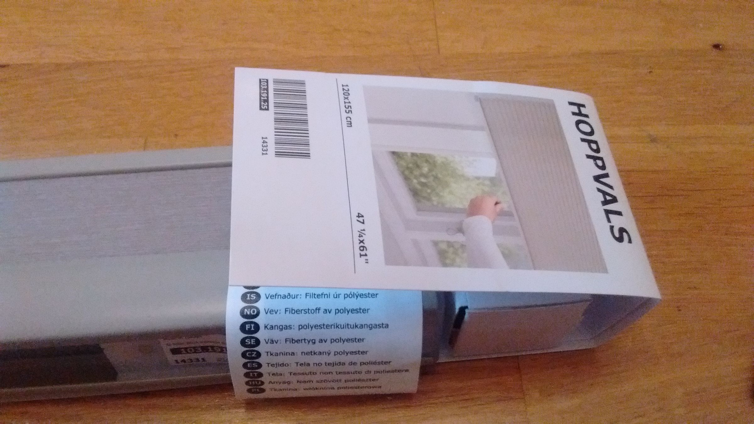 Cutting an IKEA Hoppvals Cellular Blind : 6 Steps - Instructables