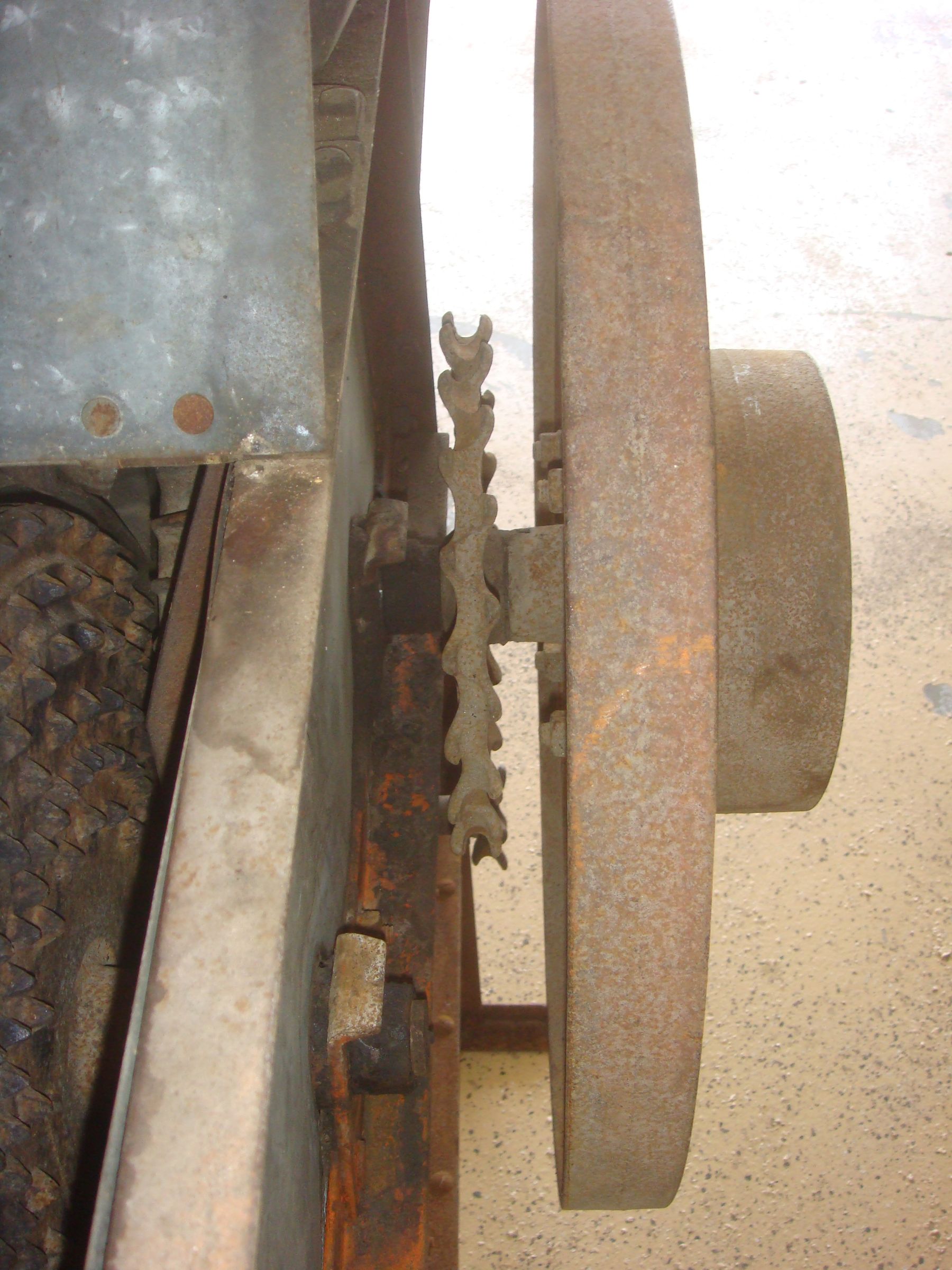 Reconditioning New Idea Corn Sheller : 8 Steps (with Pictures ...