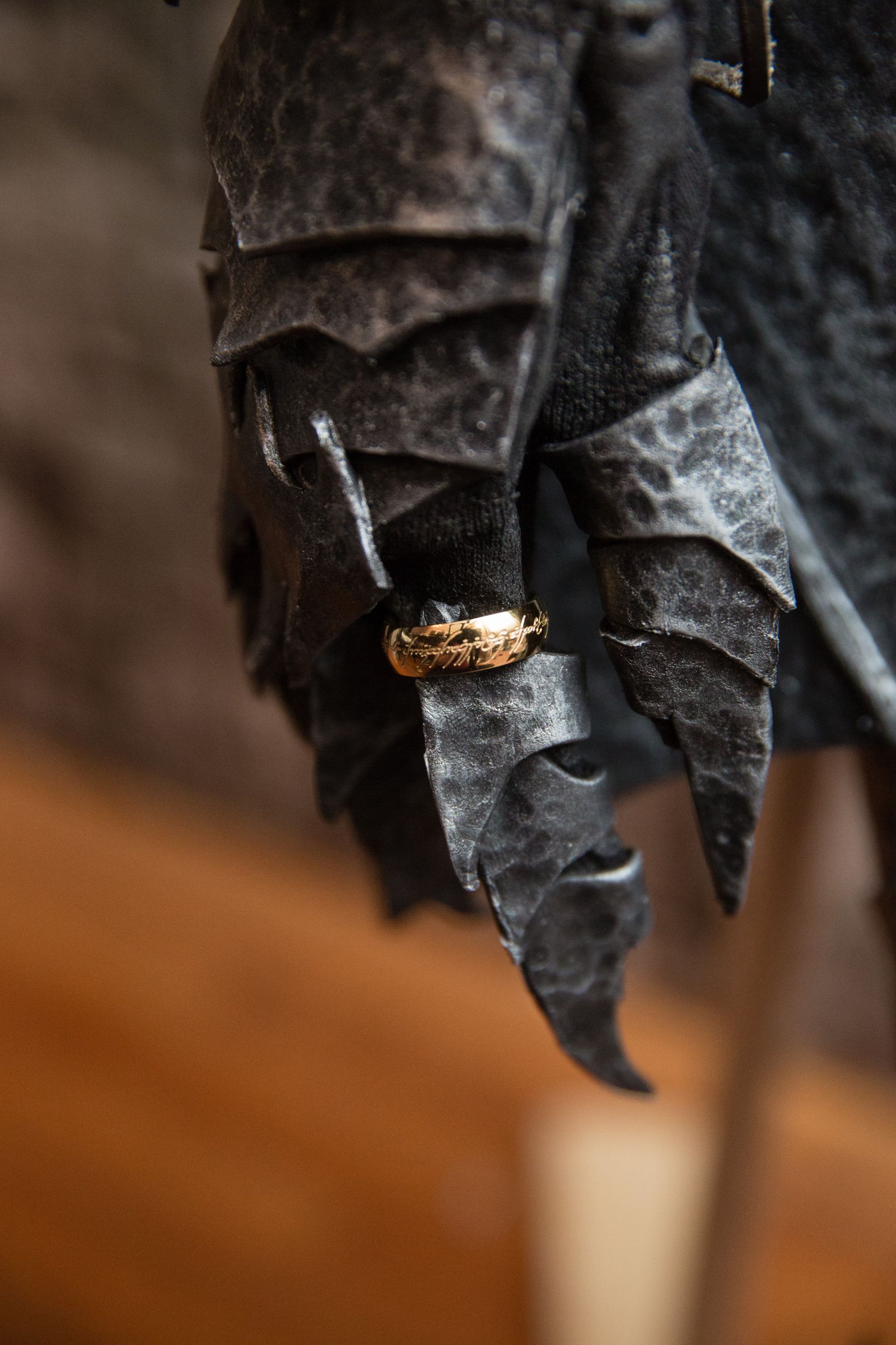 Epic Sauron Costume : 14 Steps (with Pictures) - Instructables