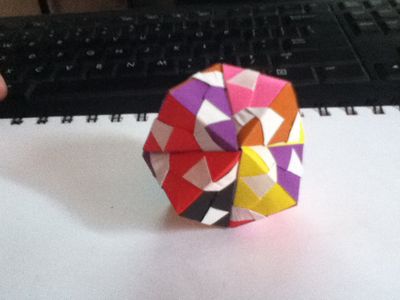 Sonobe Modular Ball: Variation 1 : 8 Steps - Instructables
