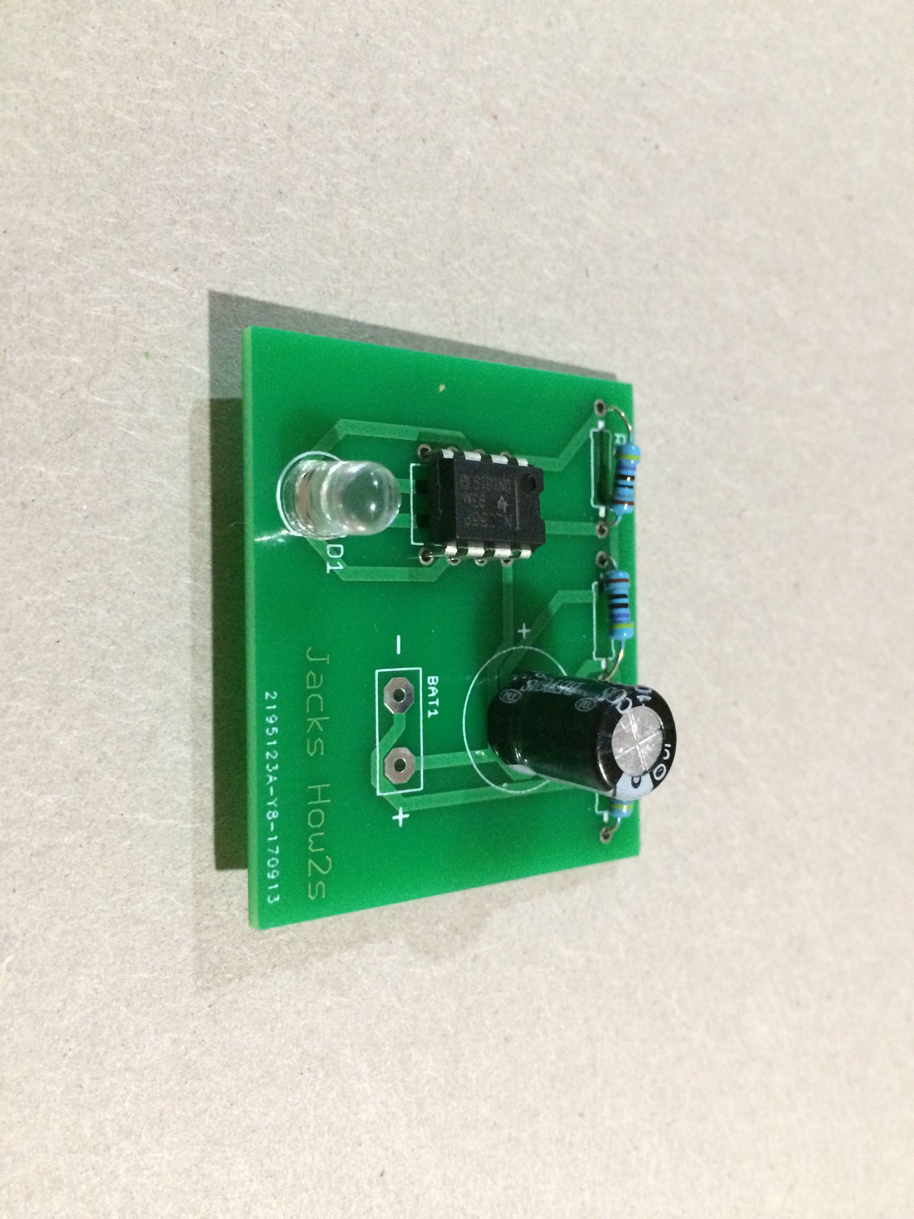 How to Make a 555 Timer Blink Circuit on a PCB! : 7 Steps (with ...