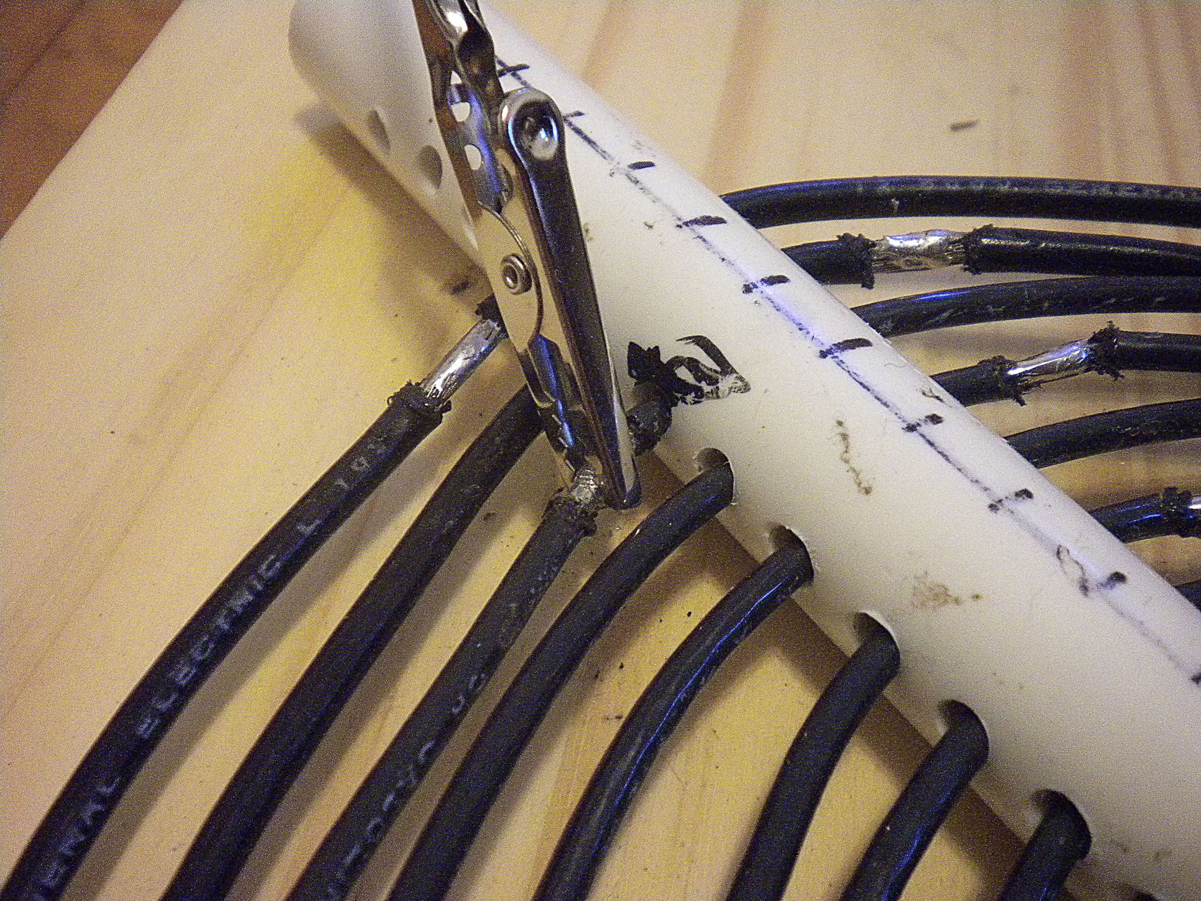 How to Build a Spark Gap Tesla Coil (SGTC) : 10 Steps (with Pictures ...