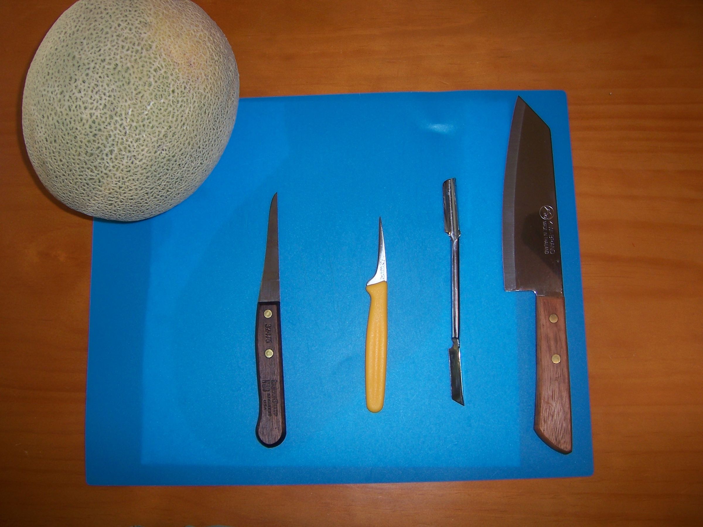 Simple Melon Carving : 12 Steps (with Pictures) - Instructables