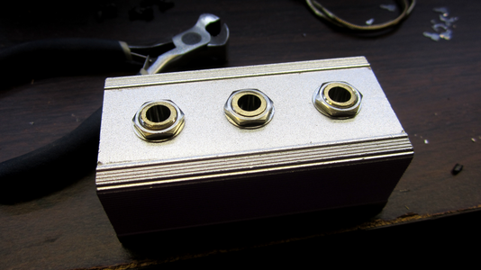 DIY Audio Jack Key Holder : 7 Steps (with Pictures) - Instructables