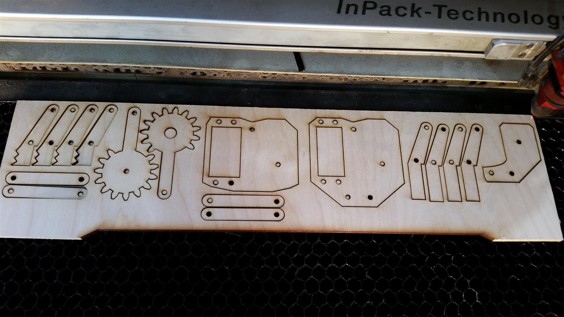 Arduino Claw Machine : 12 Steps (with Pictures) - Instructables