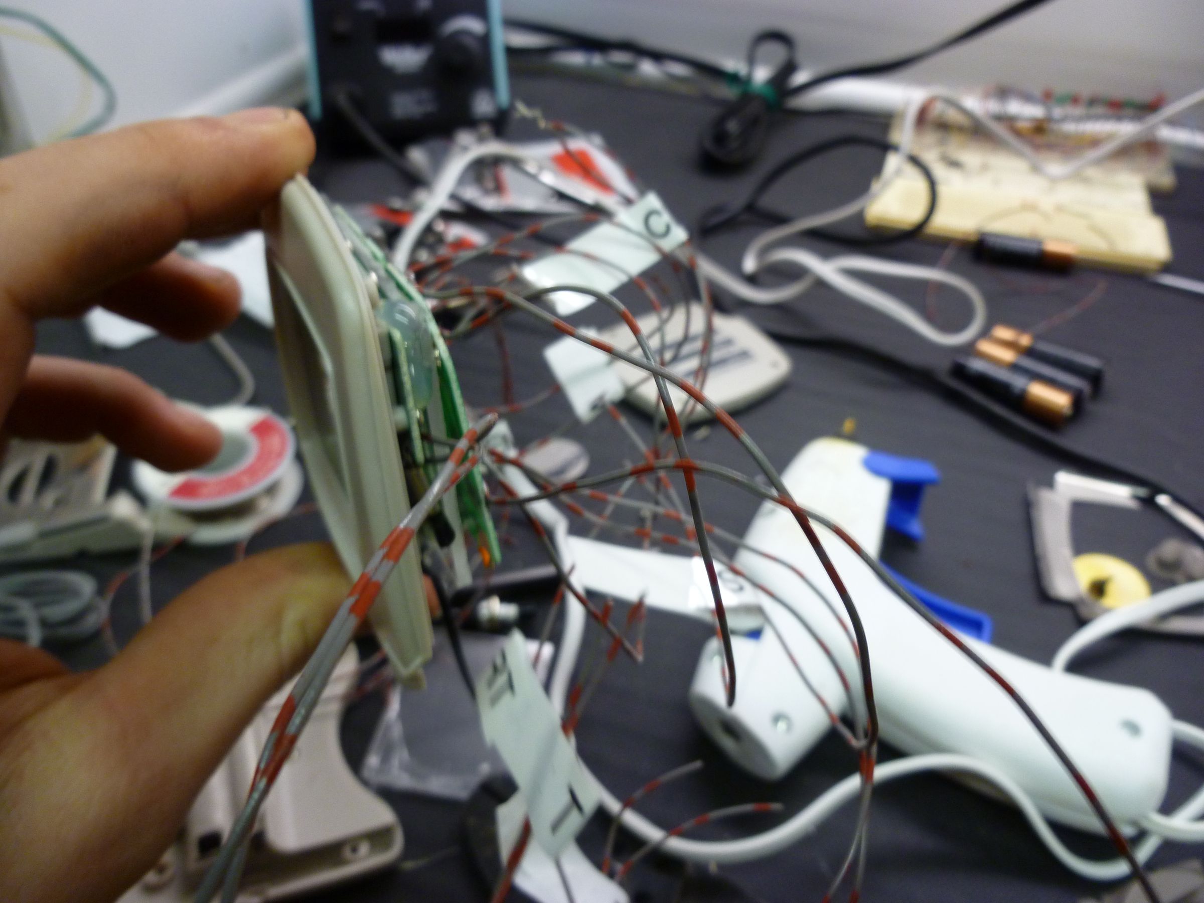Printed Circuit Board (PCB) Sprayer Machine : 16 Steps (with Pictures ...