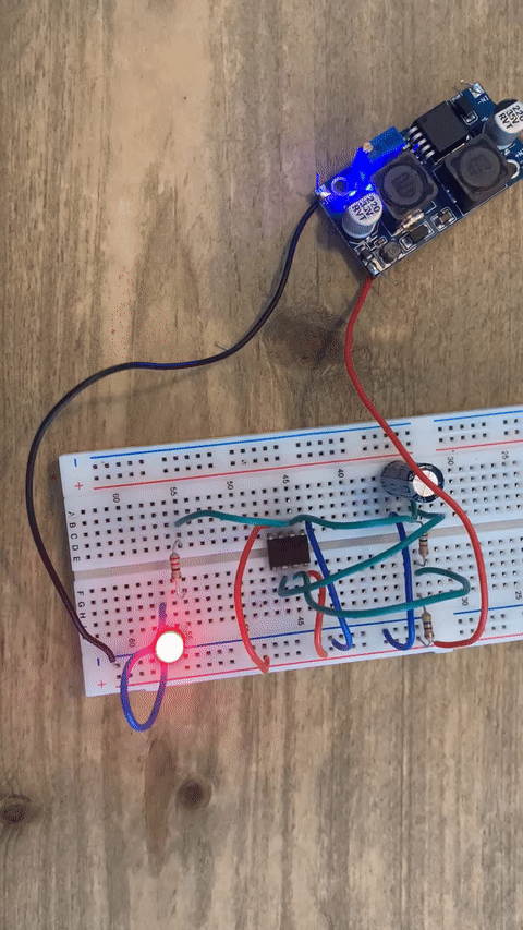 Flashing L.E.D. Using 555 Timer : 3 Steps - Instructables