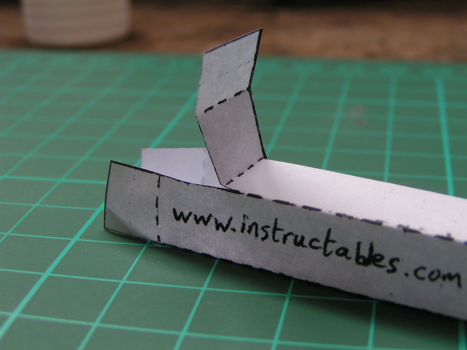 Launch It: the Paper Catapult. : 6 Steps (with Pictures) - Instructables