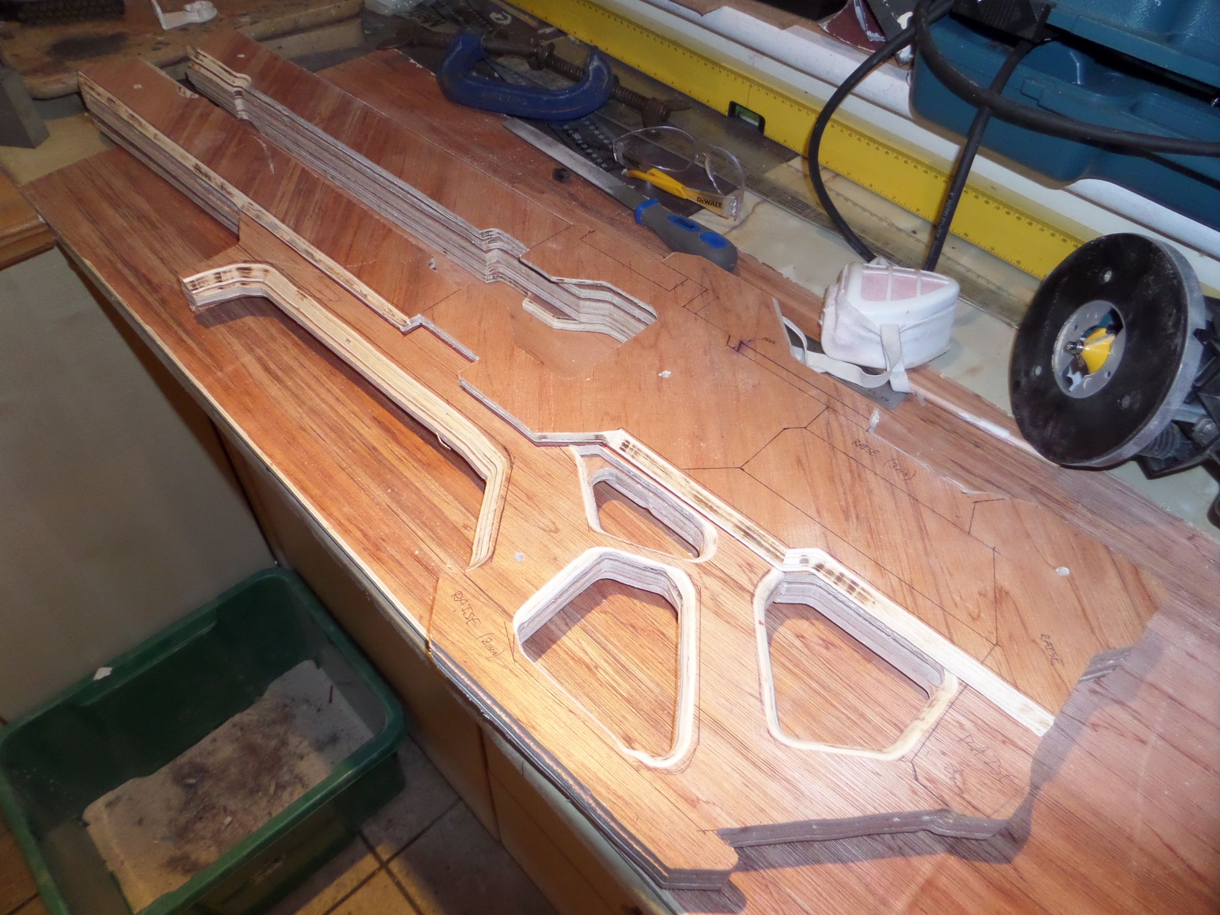 Soldier 76 Pulse Rifle : 10 Steps - Instructables