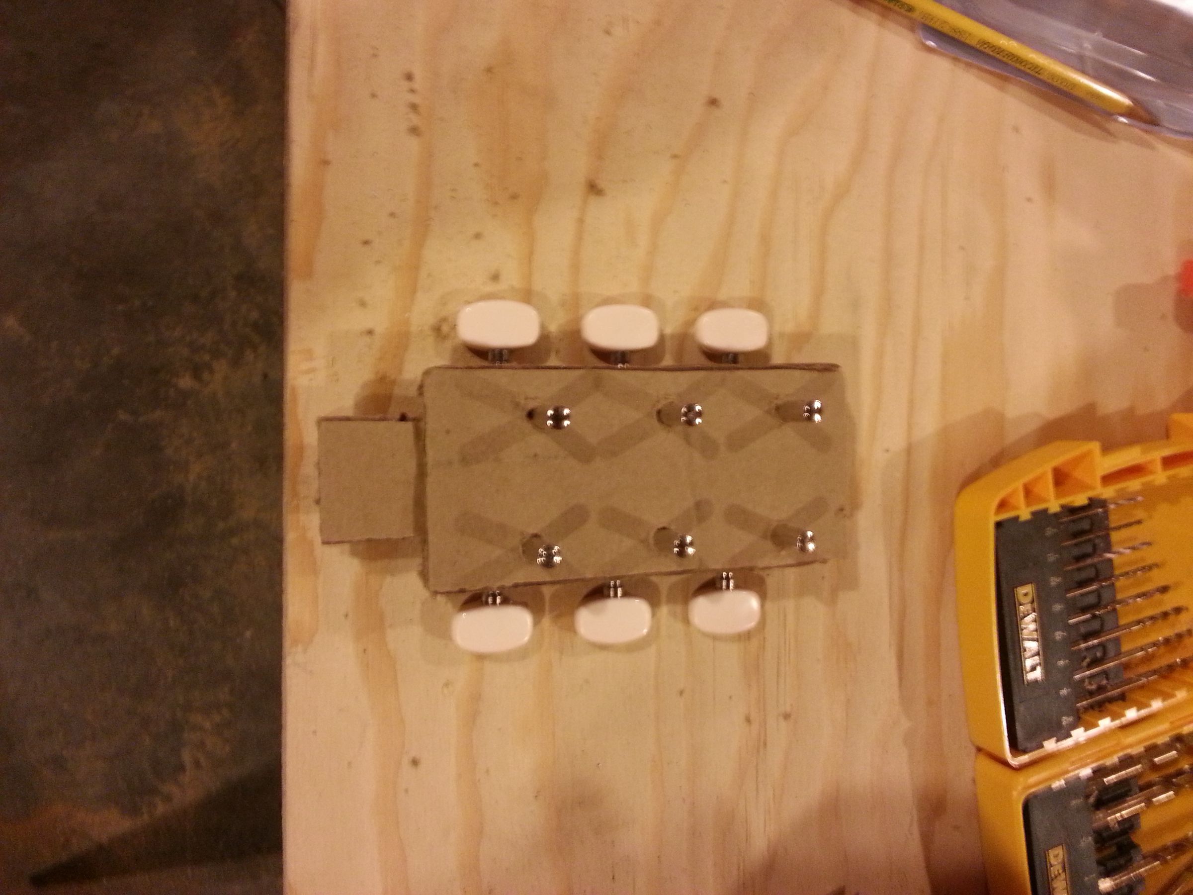Cardboard Electric Guitar : 12 Steps (with Pictures) - Instructables