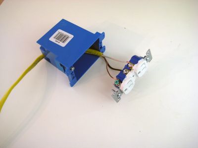 How to Hide a Wall Wart Transformer : 18 Steps (with Pictures ...