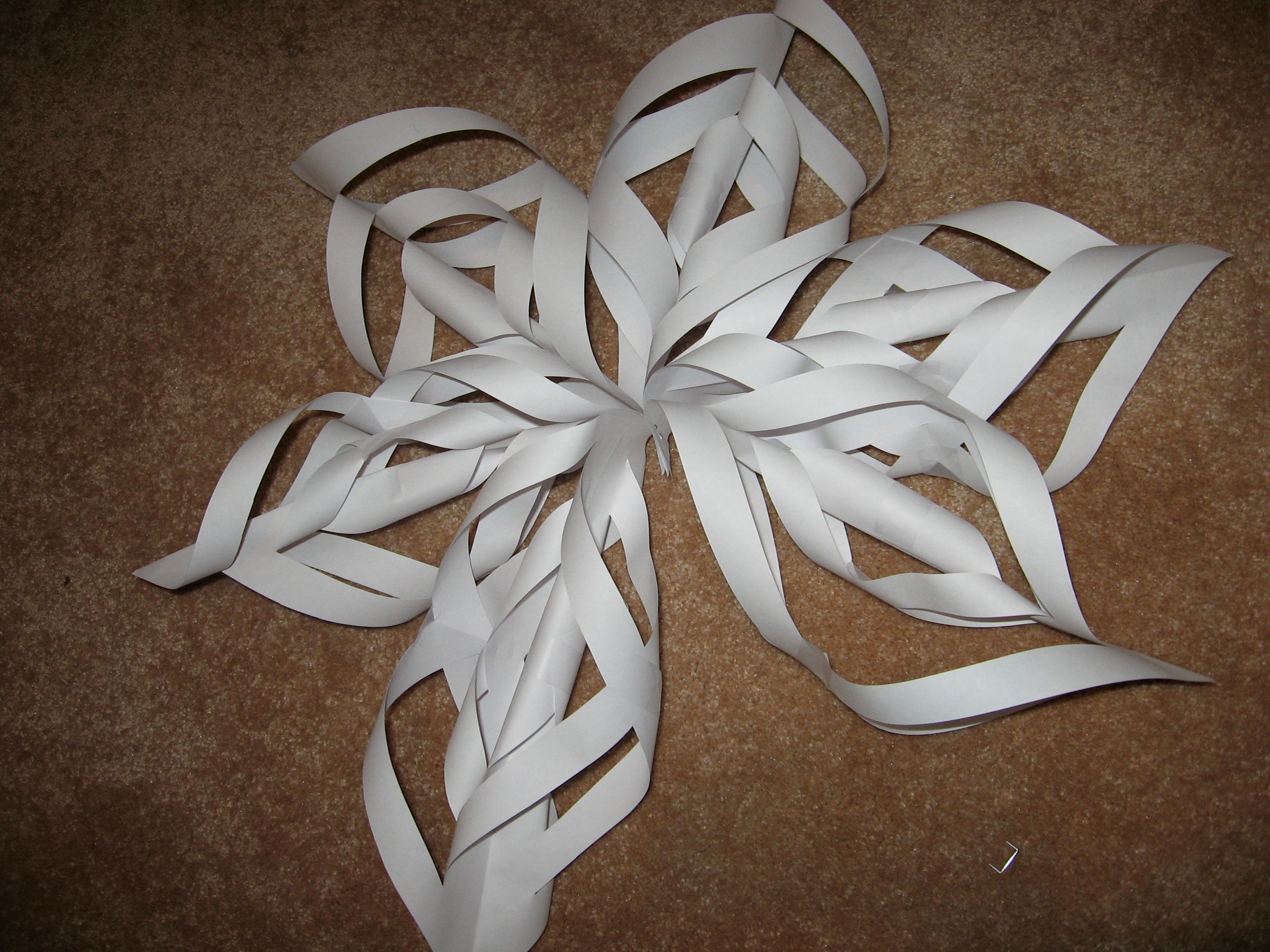 Super-cool Easy 6 Pointed Snowflake : 7 Steps - Instructables