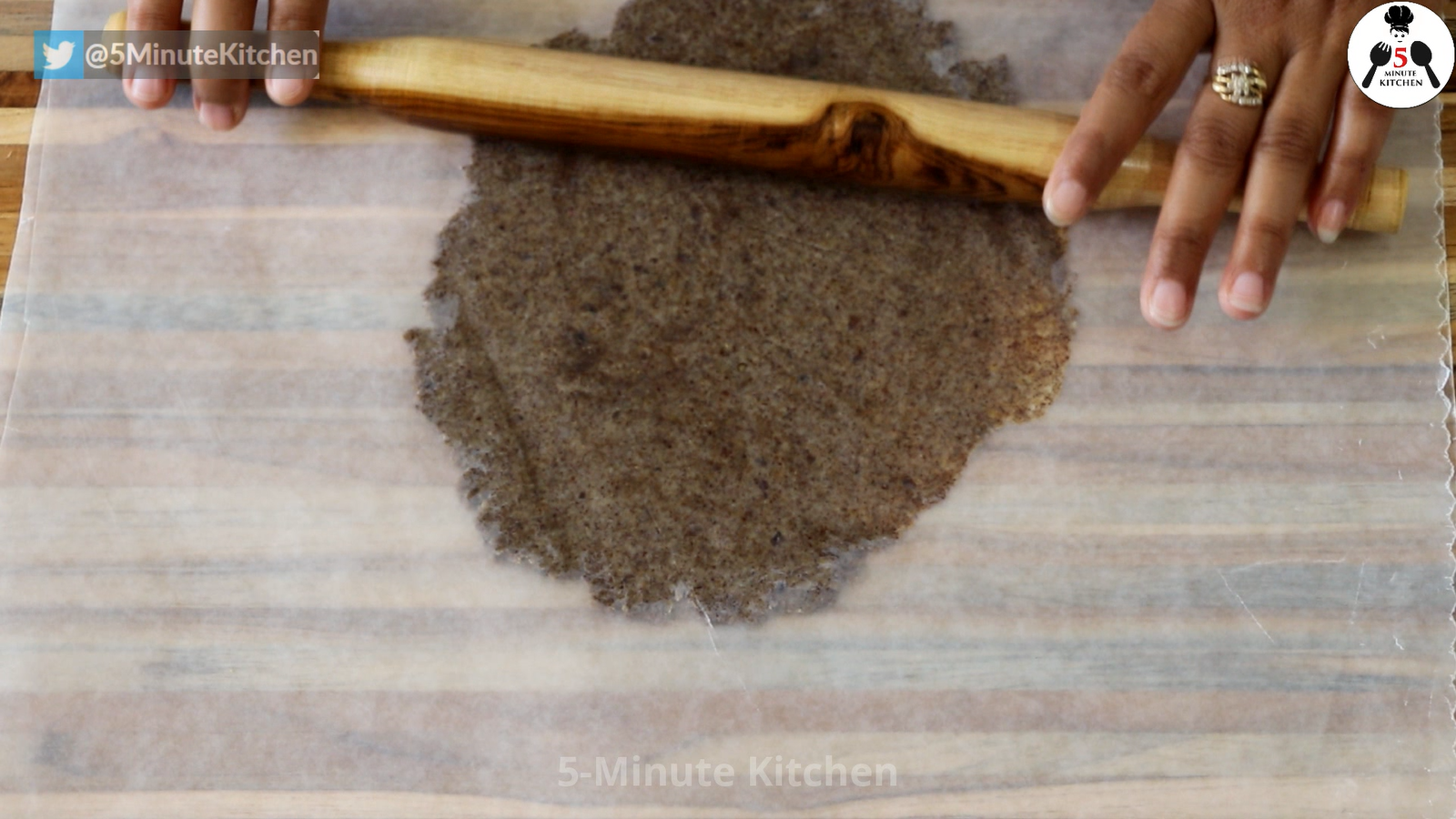 KETO ROTI (KETO CHAPATI) | INDIAN KETO RECIPE | 5-Minute Kitchen : 11 ...