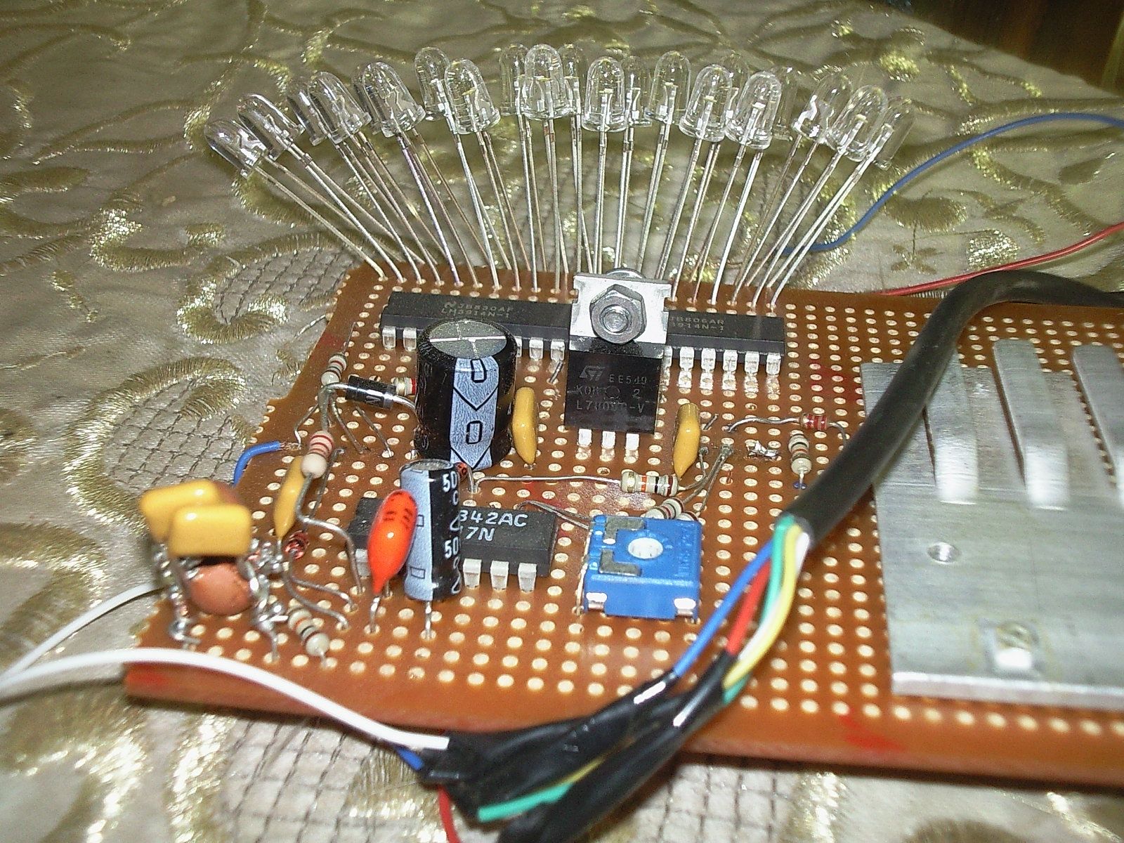 DIY LED Tachomter (RPM Gauge) : 4 Steps - Instructables
